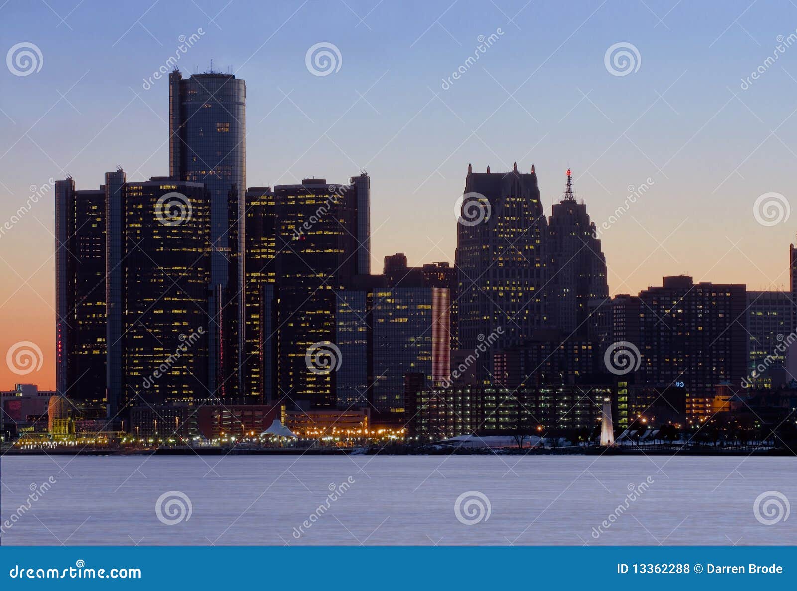 De Horizon van Detroit stock foto. Image of horizon, architectuur ...