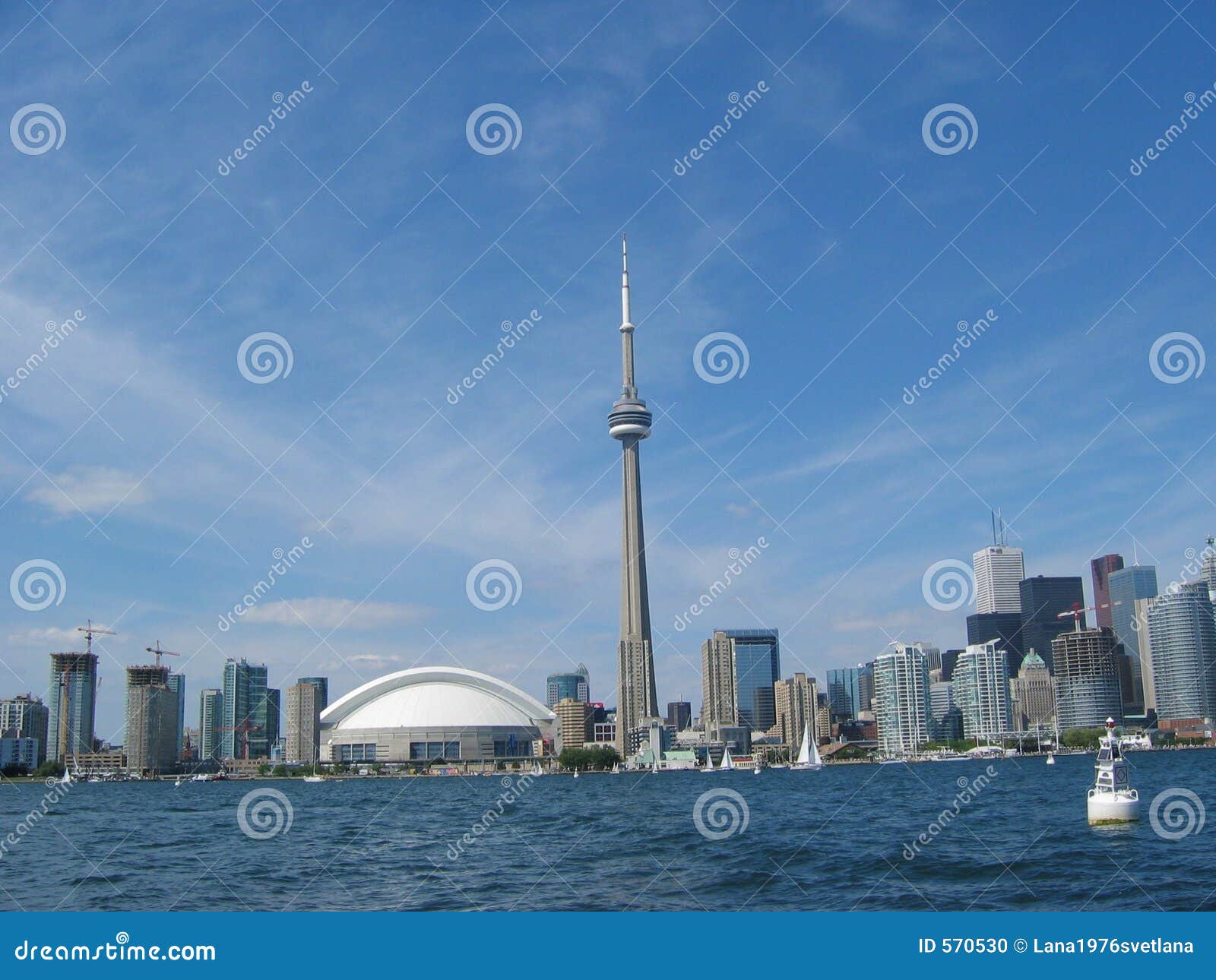 De horizon van Toronto stock foto. Image of koepel, horizon - 570530