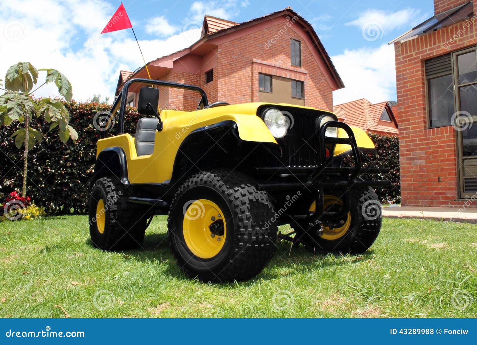 De jeep van SUV Mini Car stock foto. Image of huis, mini - 43289988