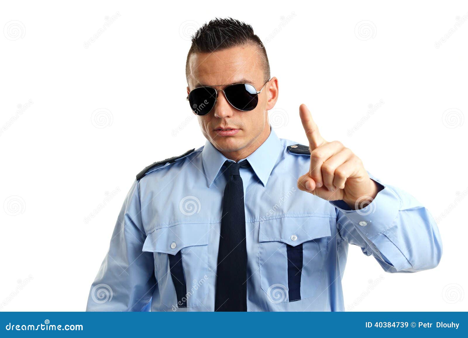 De Jonge Politieagent Toont Op U Stock Afbeelding - Image of veiligheid ...