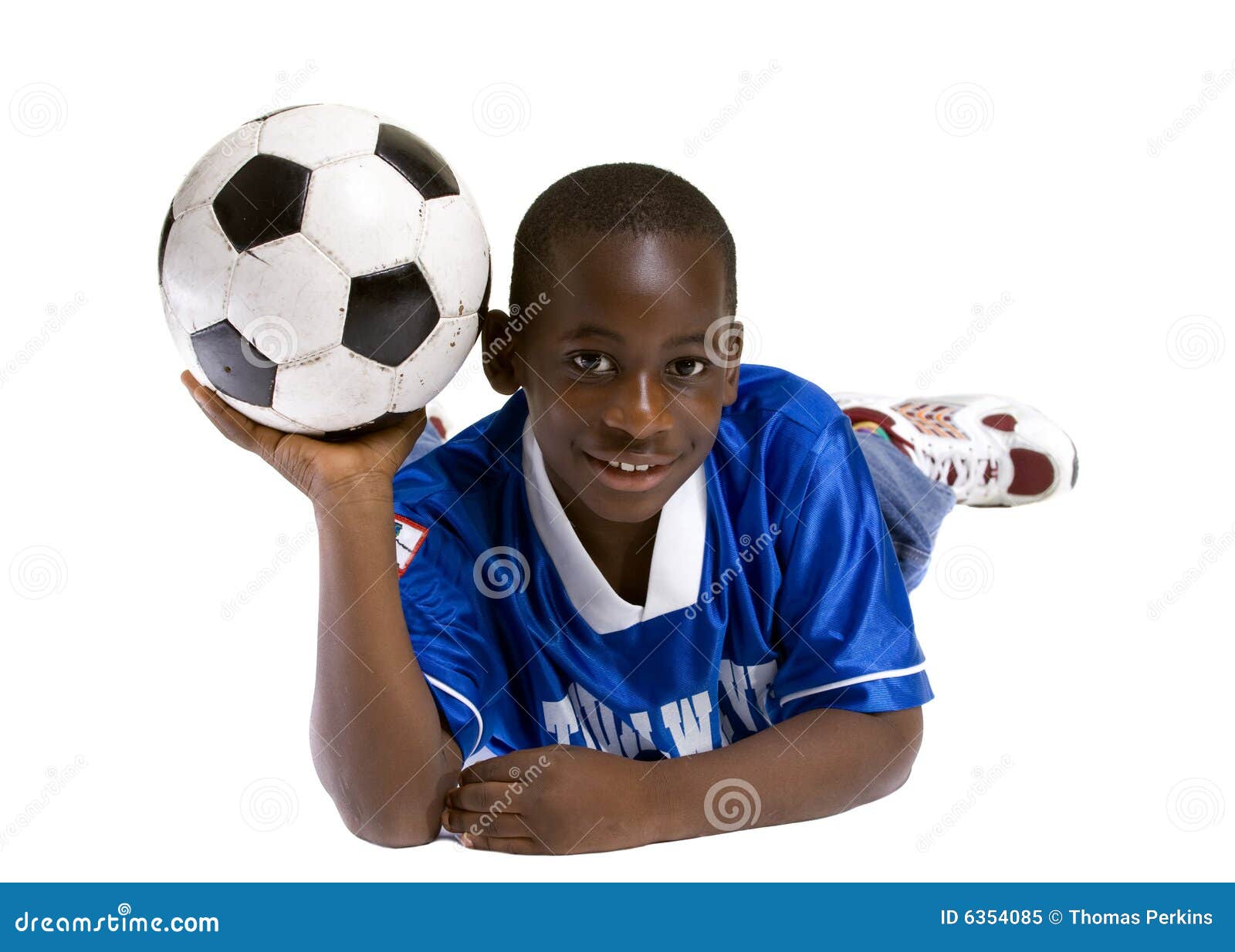 De Jongen van het voetbal stock afbeelding. Image of rang - 6354085