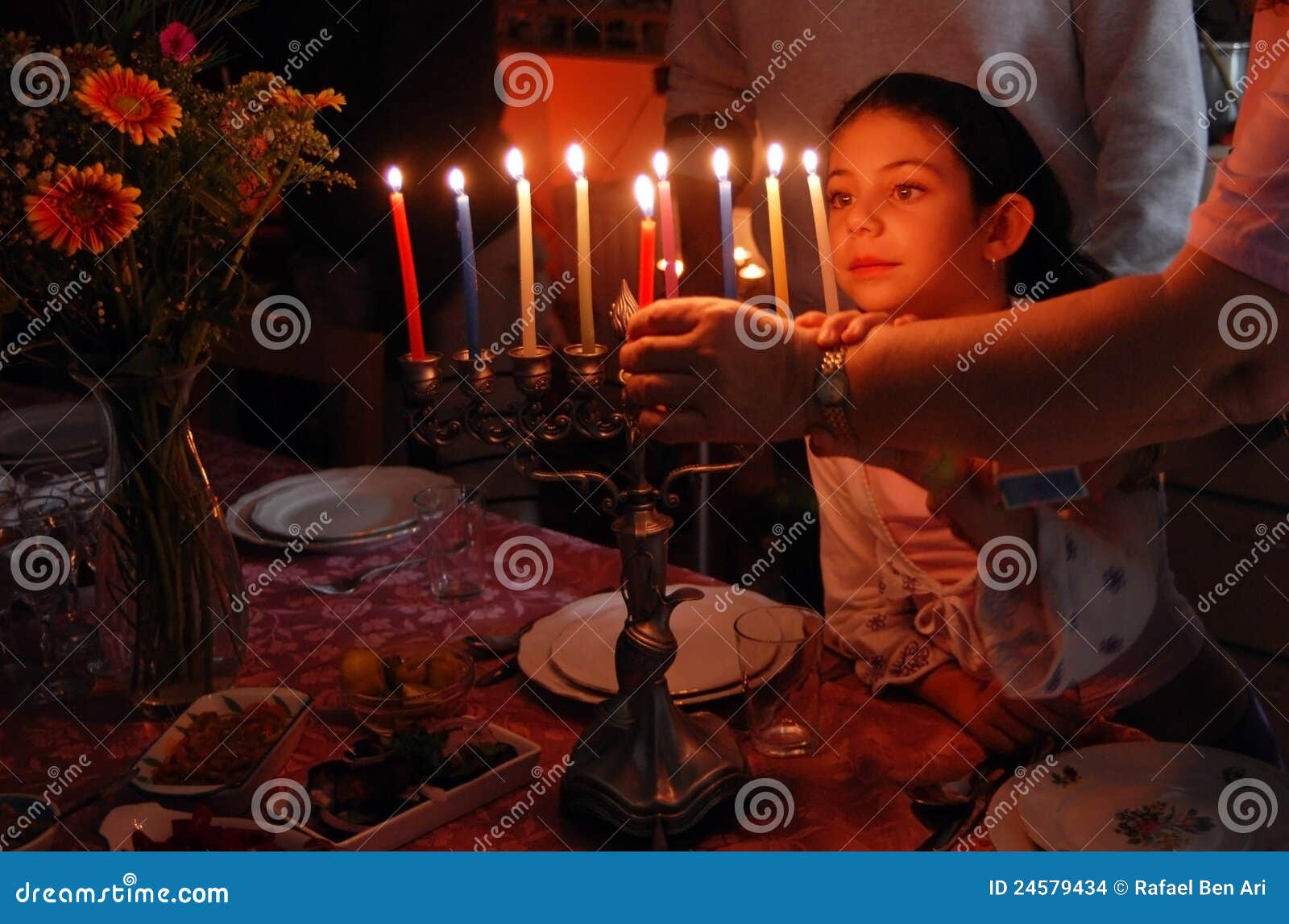 De Joodse Chanoeka Van De Vakantie Stock Foto - Image of gloeien ...