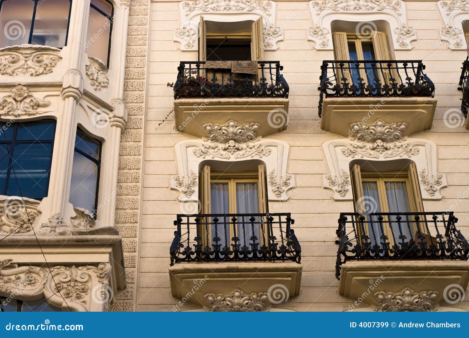 De Jugendstil Van Modernisme Stock Afbeelding - Image of europa, iberia ...