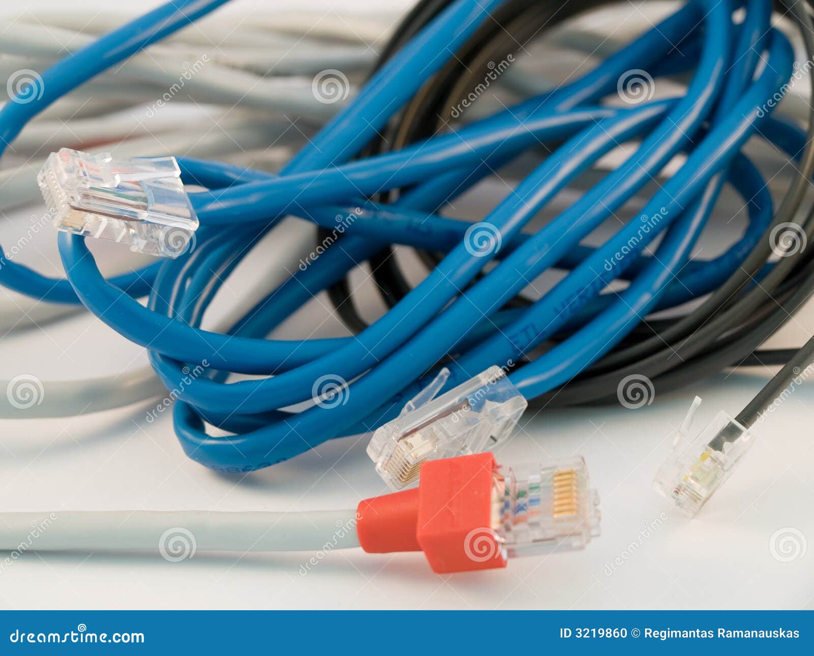 Netwerkkabels Picture. Image: 3219860