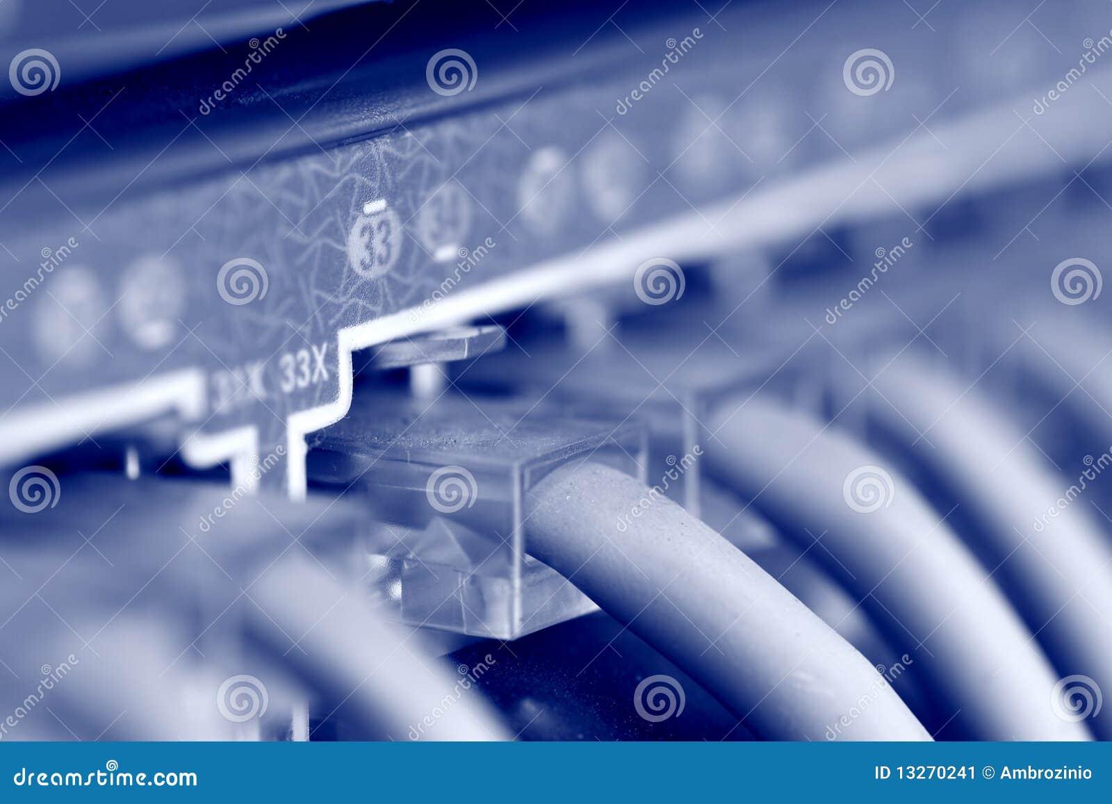 De kabels van Internet stock afbeelding. Image of schijf - 13270241