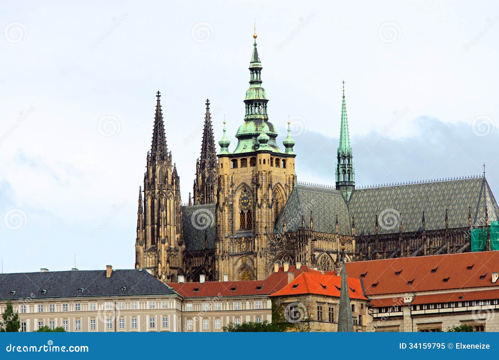 De Kathedraal Van Heilige Vitus in Praag Stock Afbeelding - Image of ...