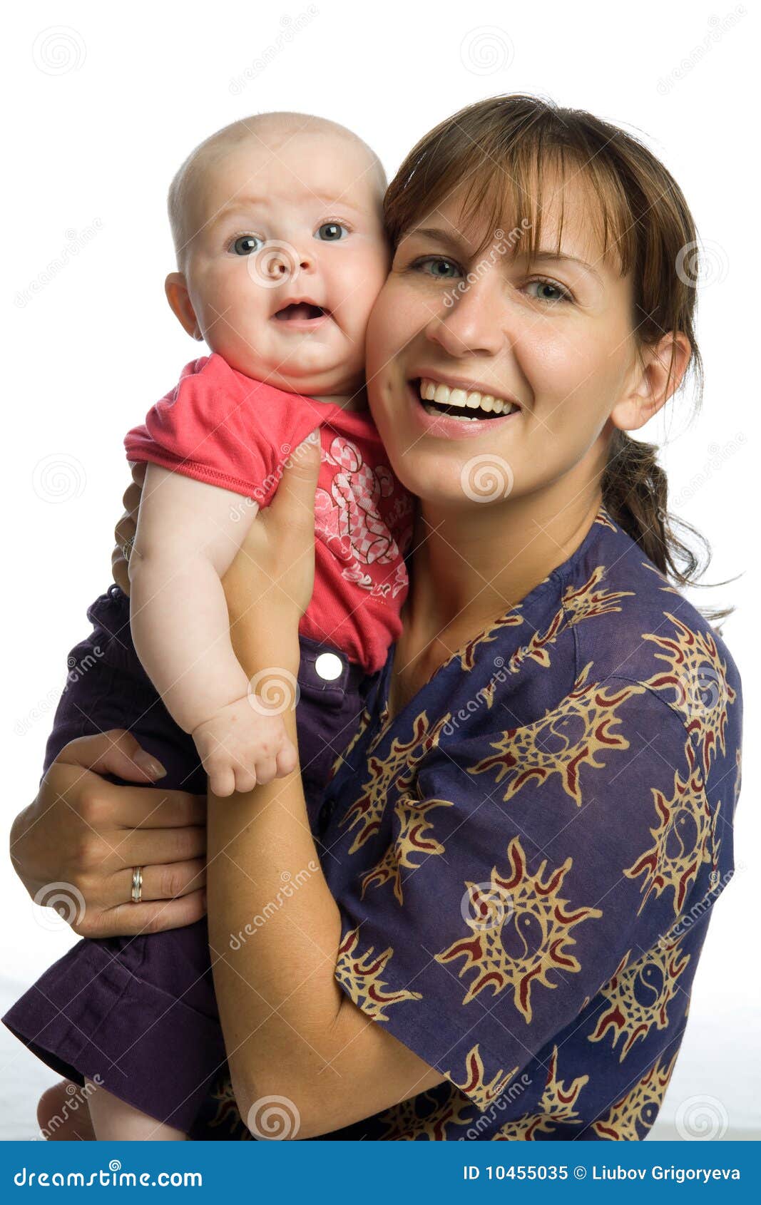 De kleine baby met moeder stock afbeelding. Image of dochter - 10455035