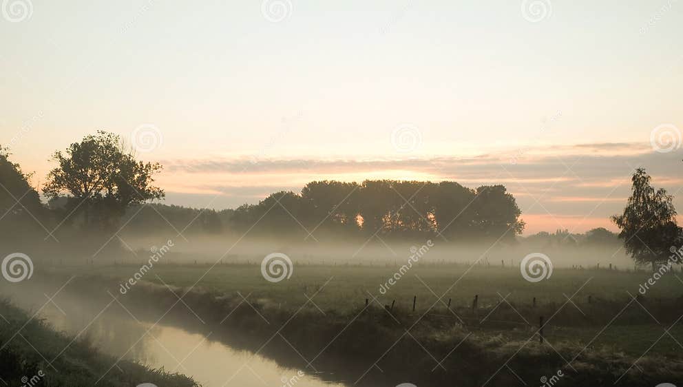 De kleine Nete stock image. Image of nature, small, river - 68594441