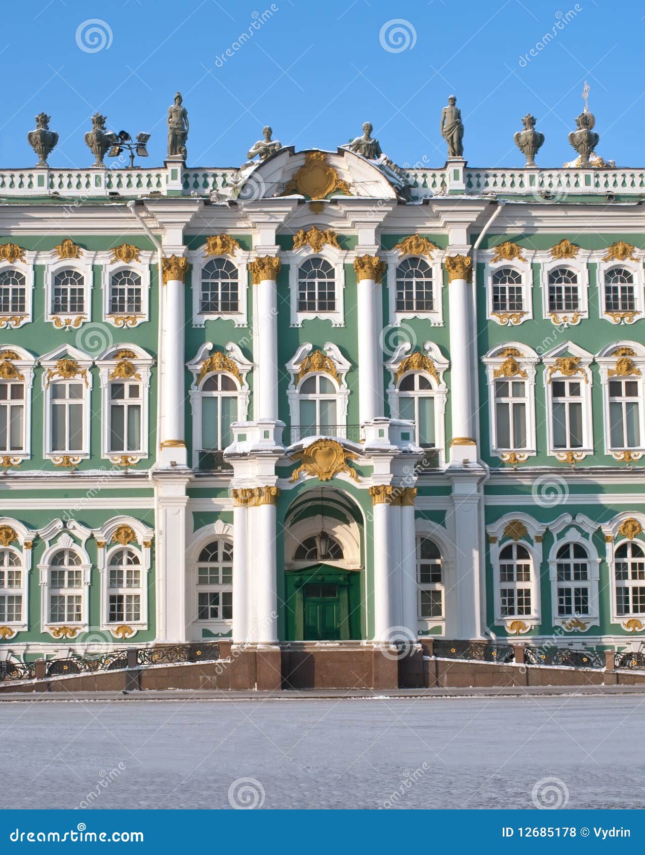 De kluis stock foto. Image of mensen, heilige, europa - 12685178