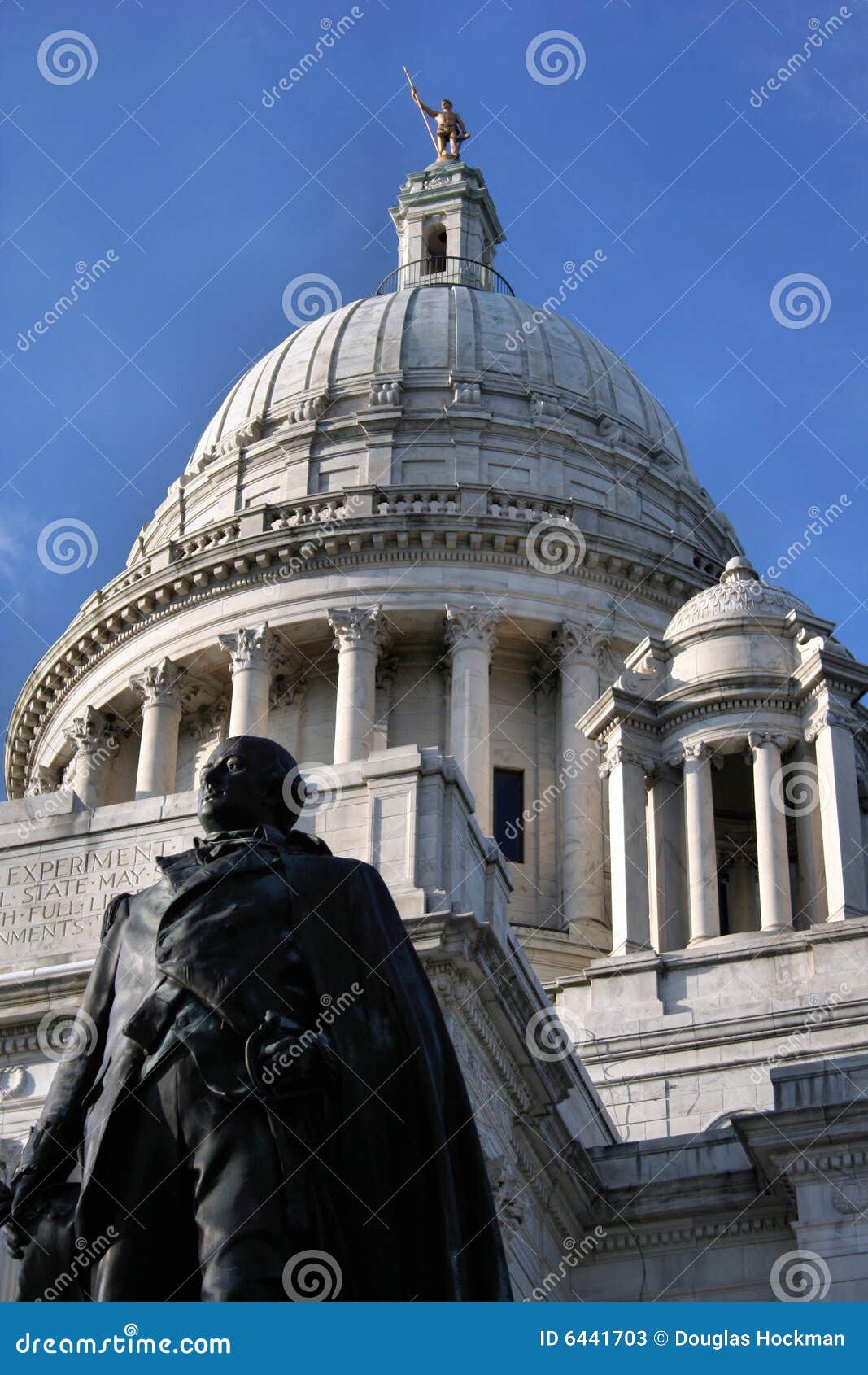 De Koepel van het Capitool stock afbeelding. Image of wolken - 6441703