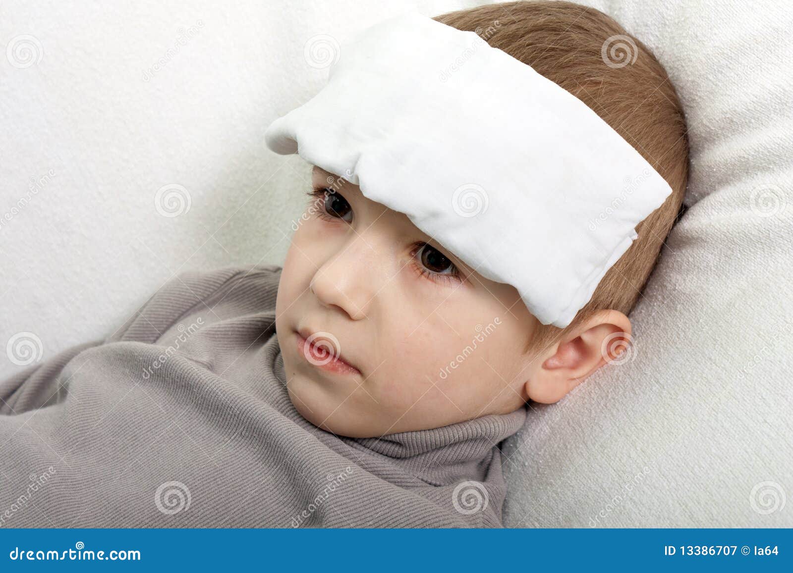 De koorts van het kind stock afbeelding. Image of kind - 13386707