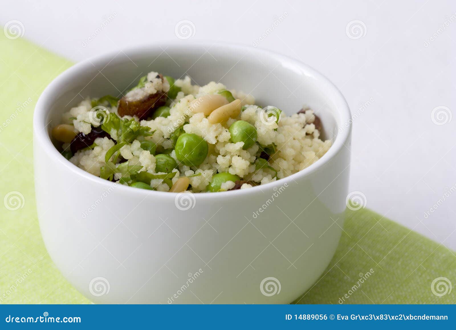 De Kouskous van erwten stock foto. Image of voeding, schot - 14889056