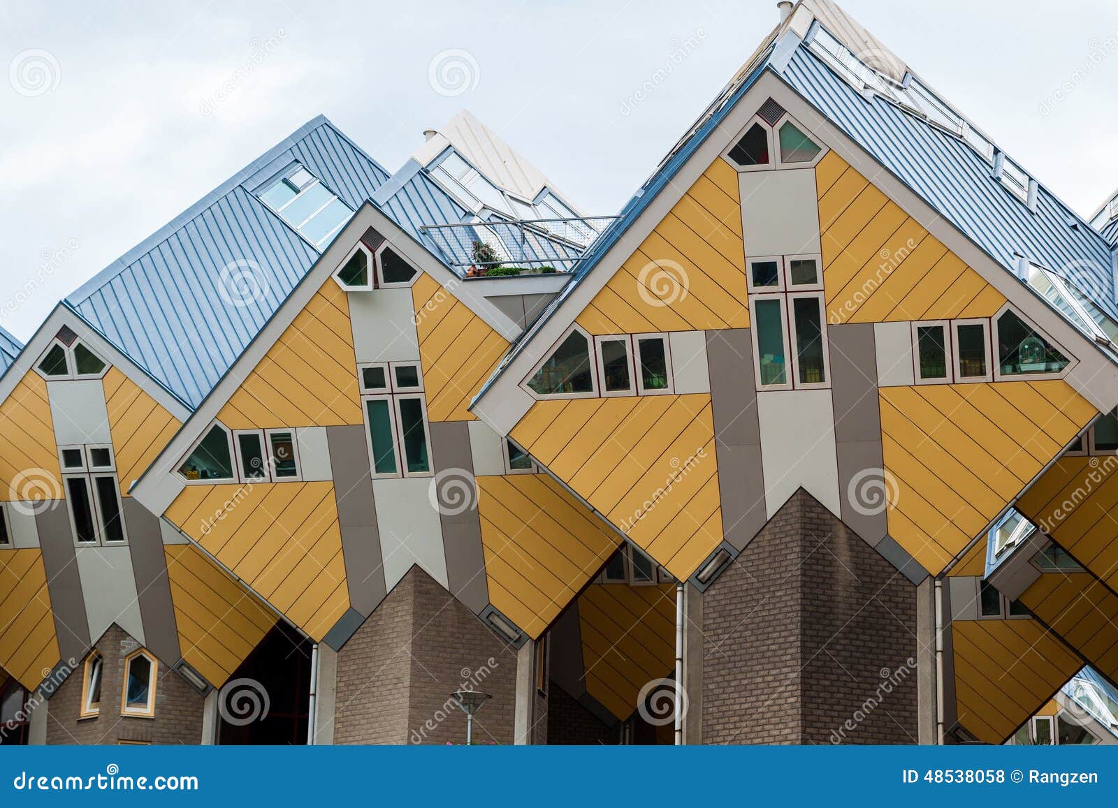 De Kubus-Gebouwen Rotterdam Redactionele Stock Foto - Image of modern ...