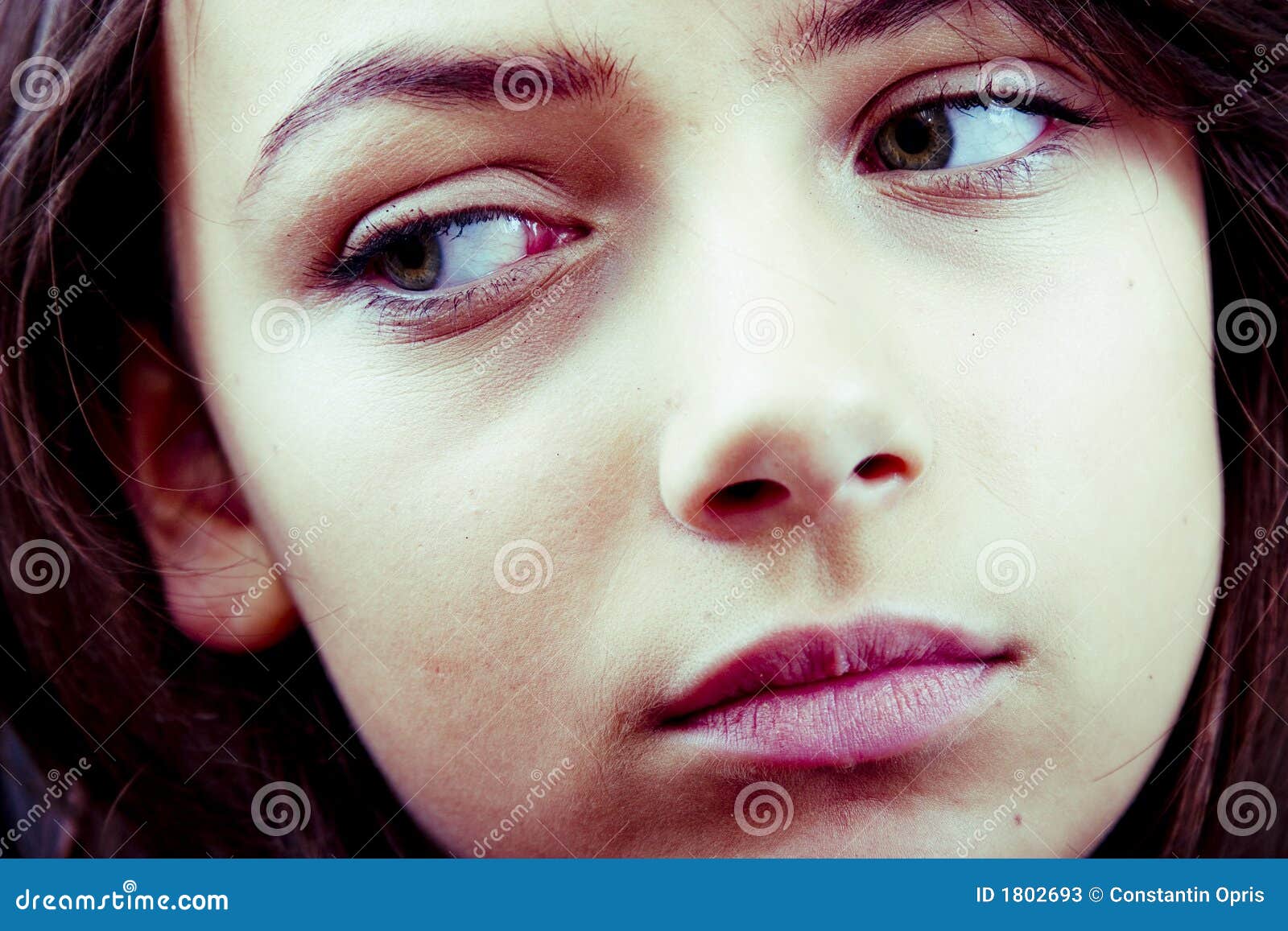 De l'adolescence distrait image stock. Image du visage - 1802693