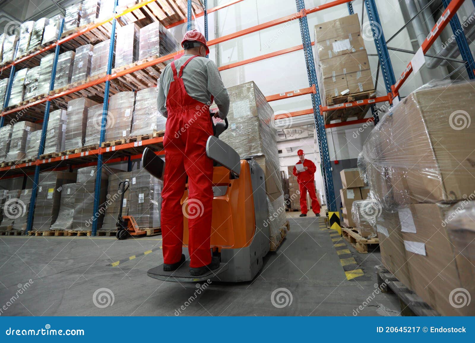 De Levering Van Goederen in Pakhuis Stock Afbeelding - Image of ...