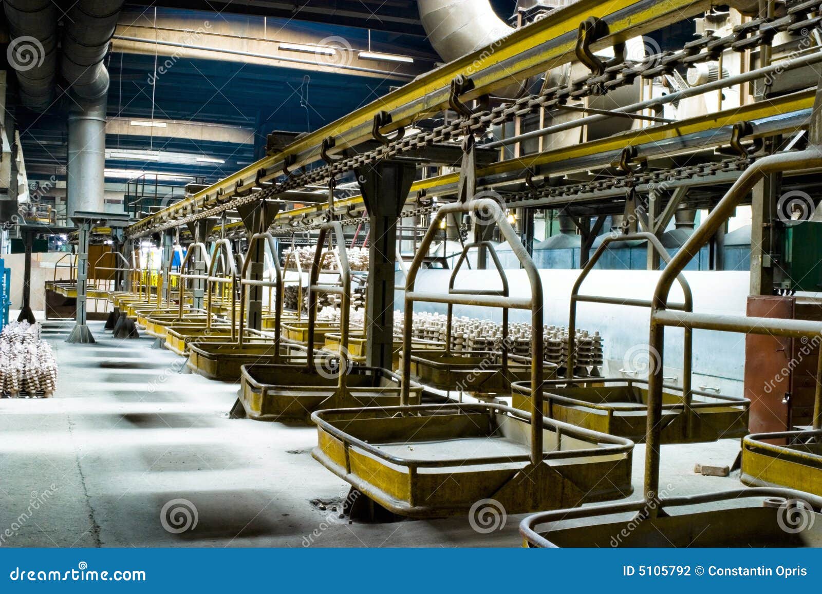 De Lopende Band Van De Fabriek Stock Foto - Image of deel, industrieel ...