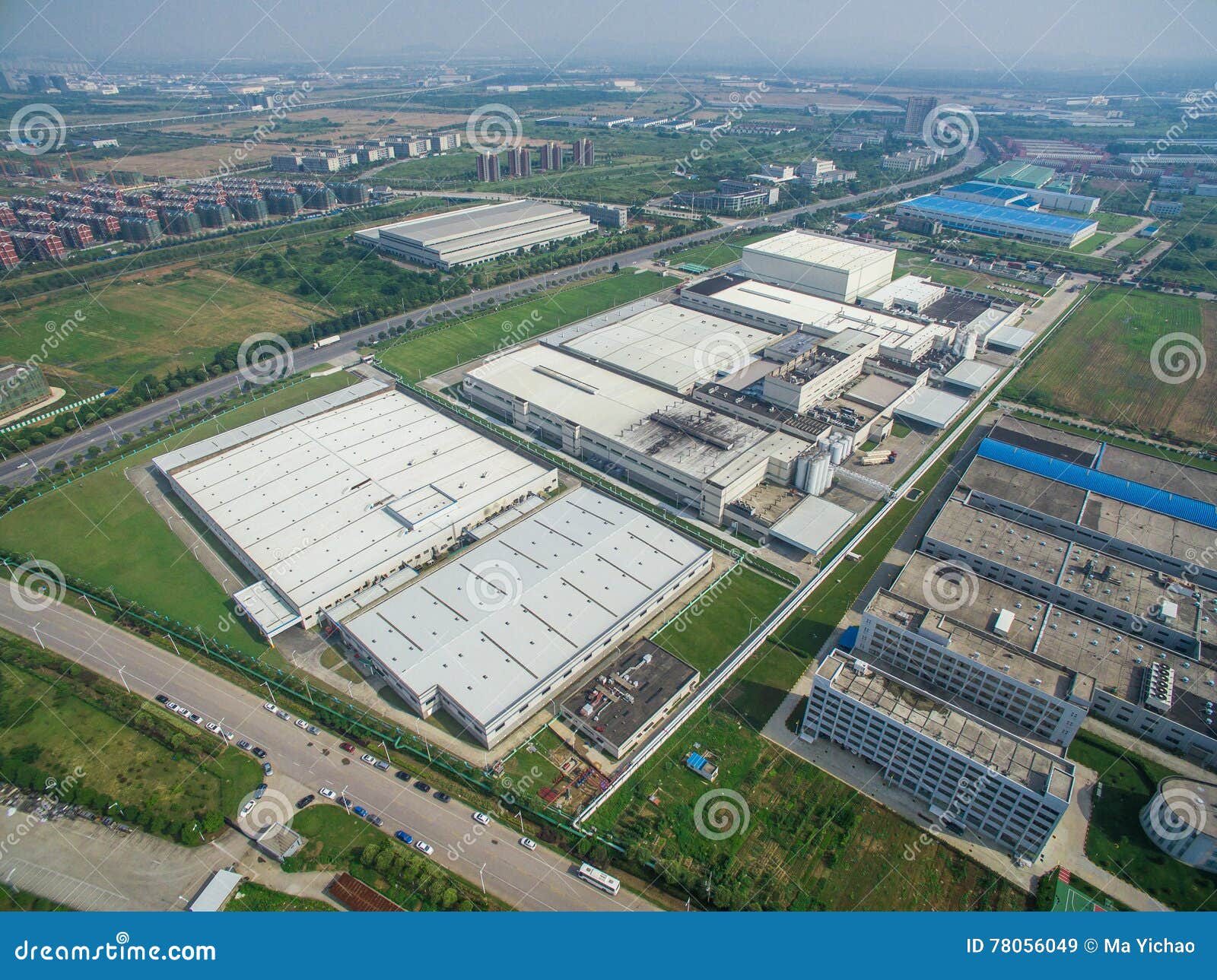 De Lucht Moderne Fabriek Van Het Distributiecentrum Redactionele Stock ...