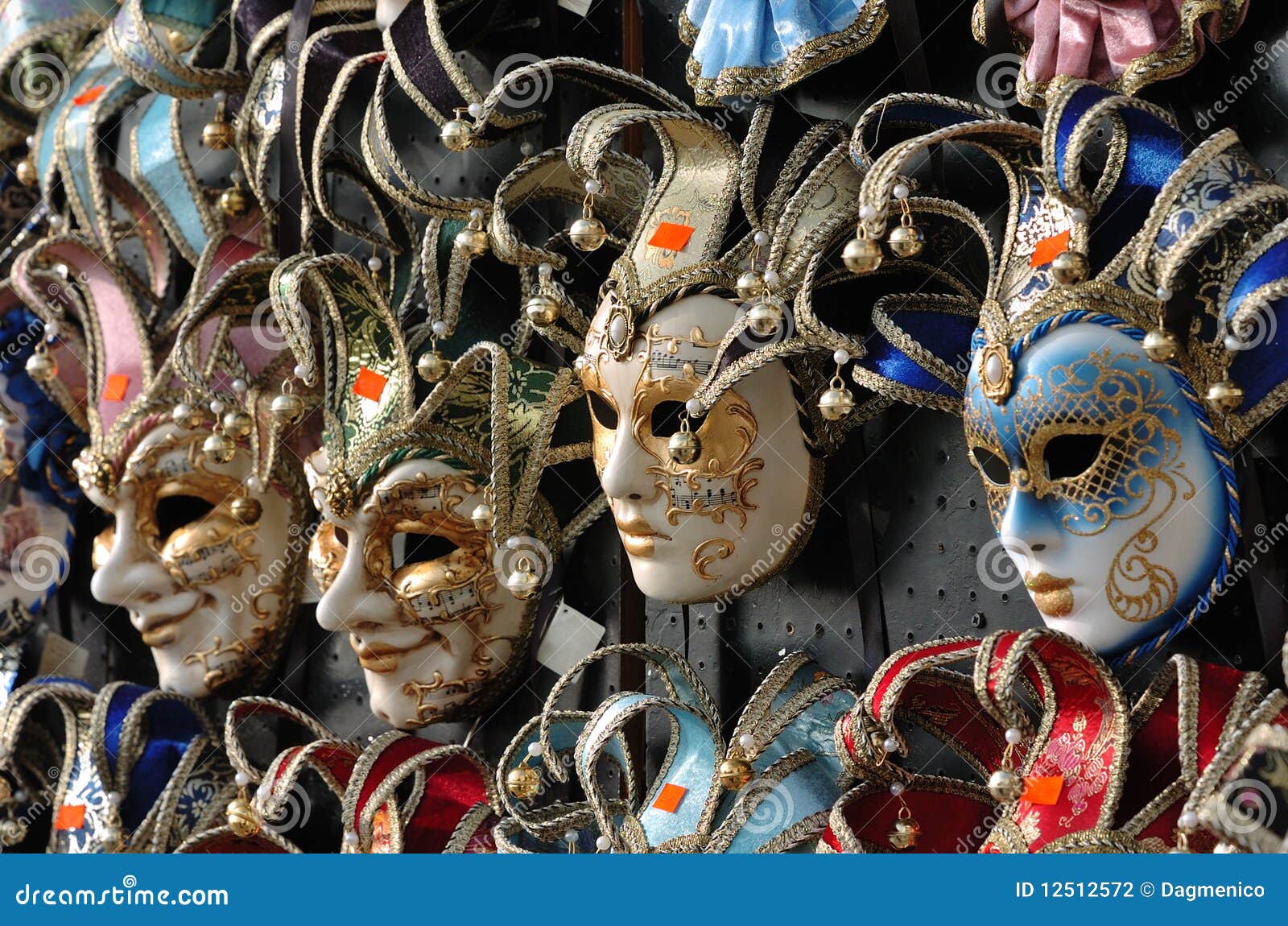 De Maskers Van Carnaval in Venetië Stock Foto - Image of kijk ...