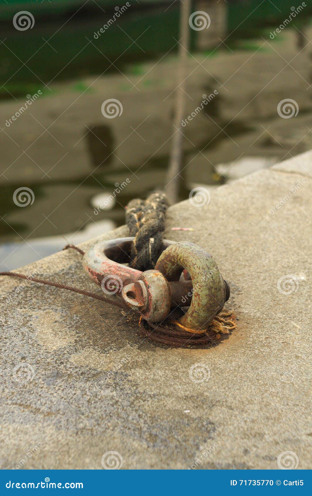 De Meertros Van De Meerpaalhaven Voor Boten Stock Foto - Image of ...