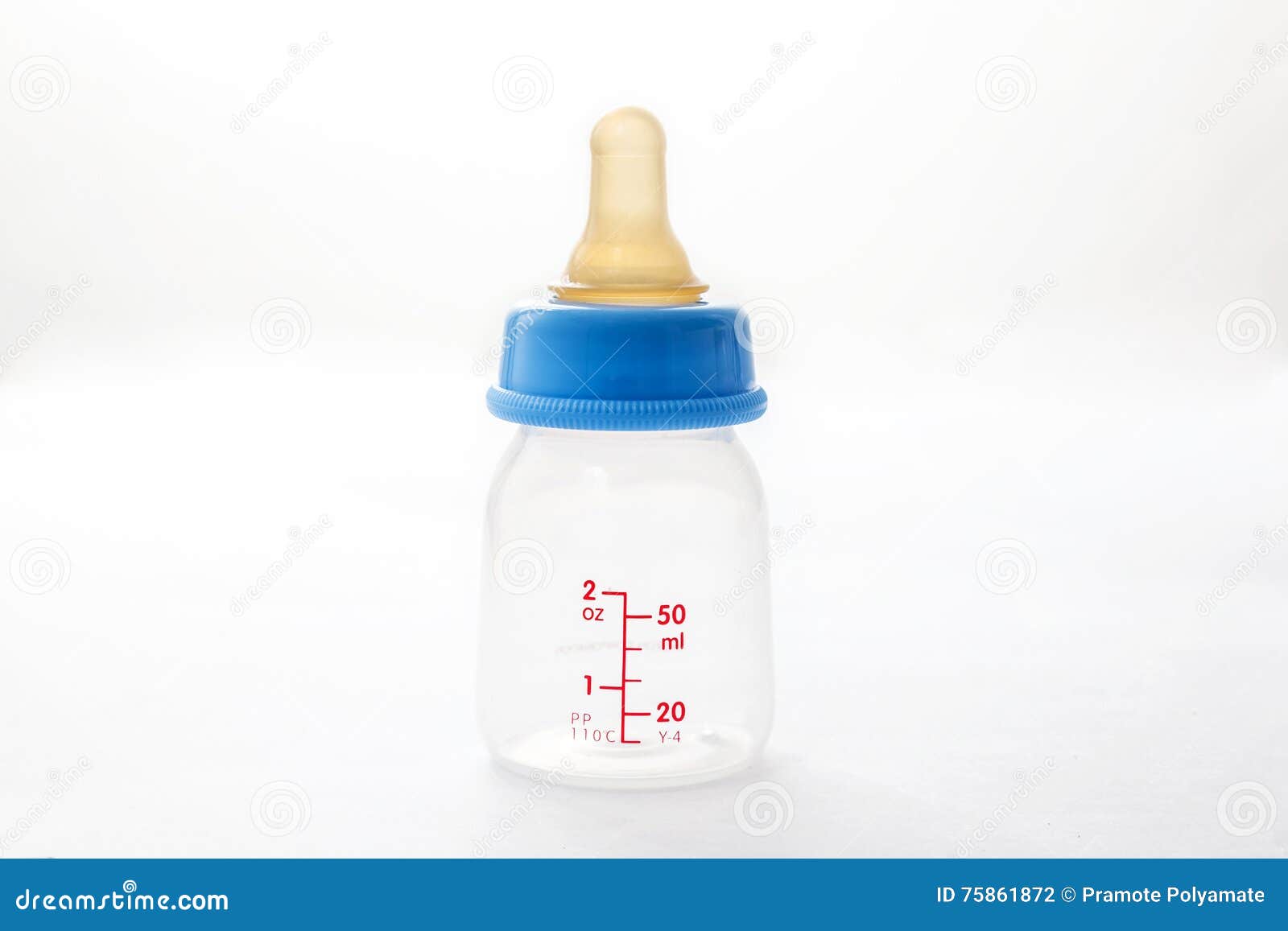 De melkfles van de baby stock foto. Image of eten, hygiëne - 75861872