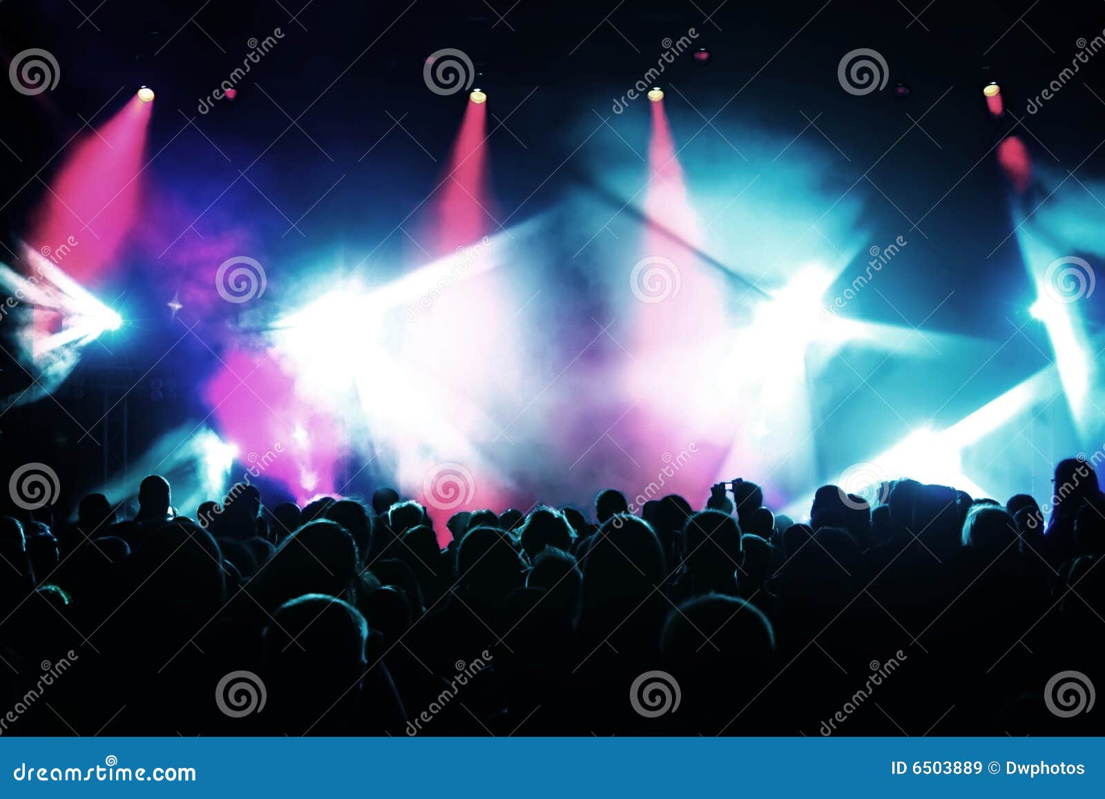 De Menigte van het overleg stock afbeelding. Image of lucht - 6503889