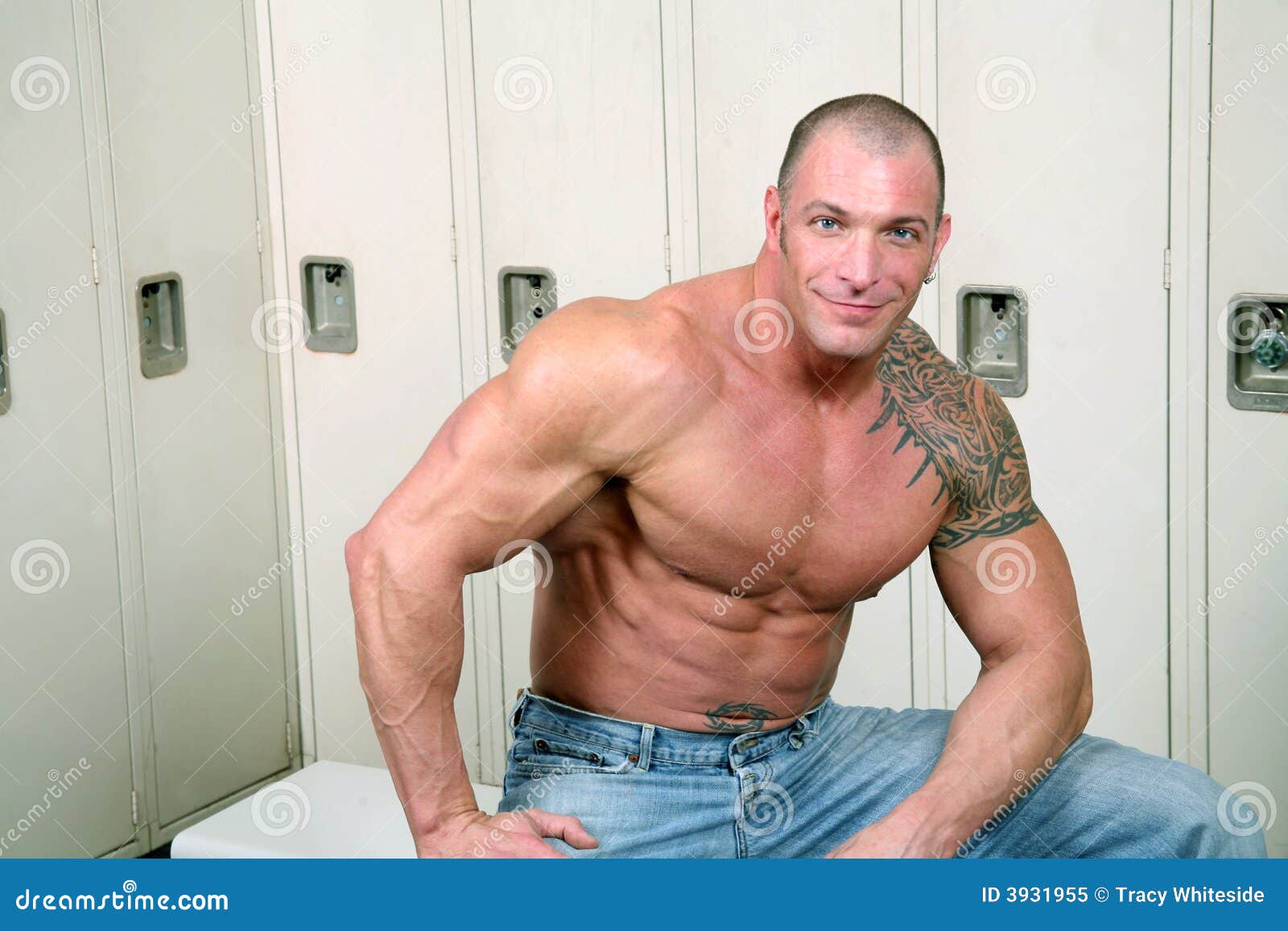 De Mens van de spier stock afbeelding. Image of bodybuilder - 3931955