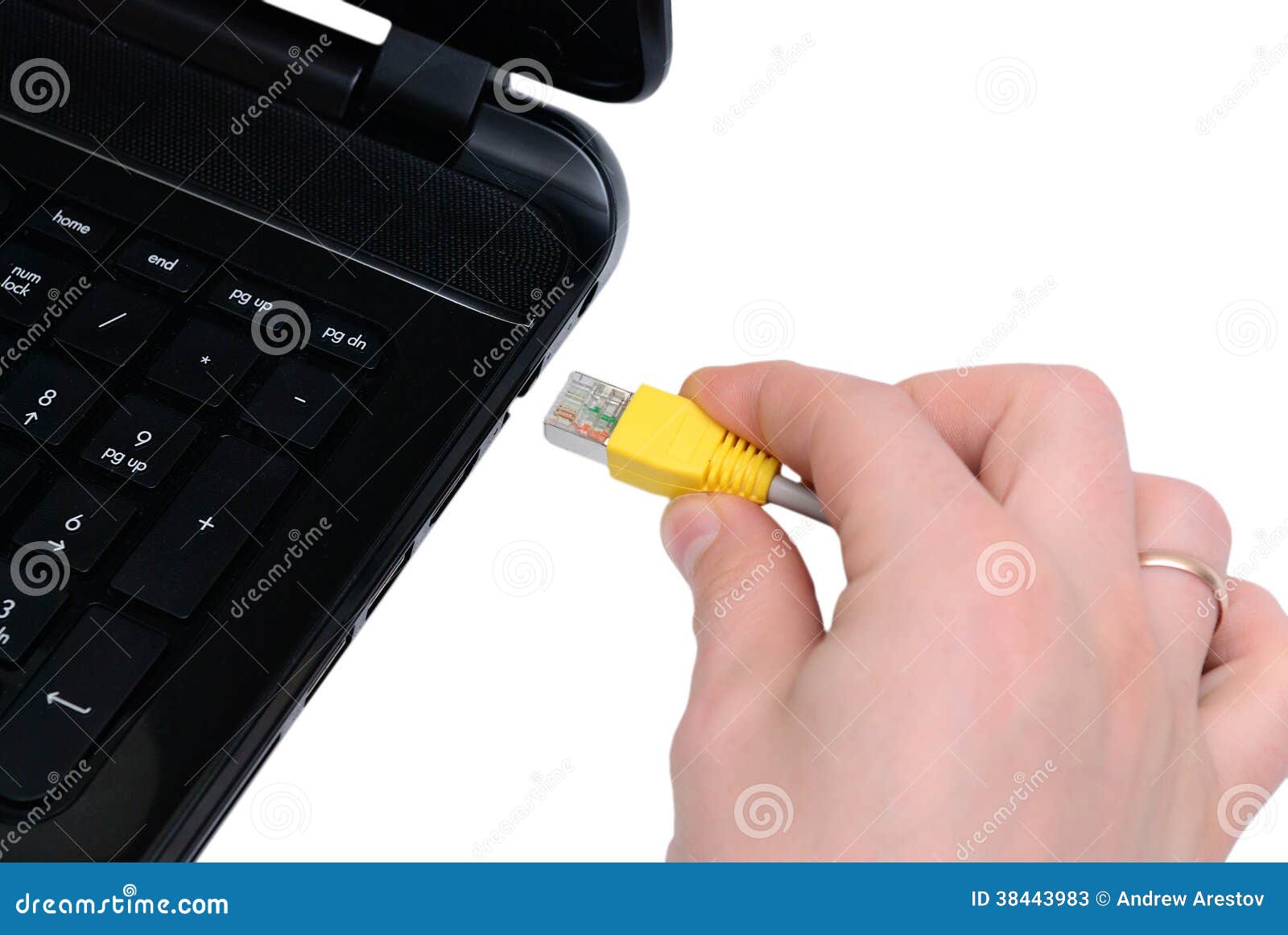 De Mensenkabel Verbindt Met Laptop. Isolatie Op Wit Stock Afbeelding ... De Mensenkabel Verbindt Met Laptop. Isolatie Op Wit Stock Afbeelding ...