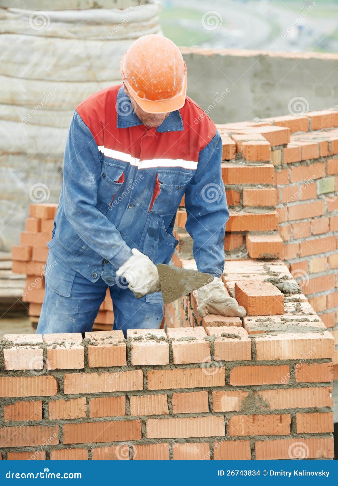 De Metselaar Van De De Metselaararbeider Van De Bouw Stock Foto - Image ...