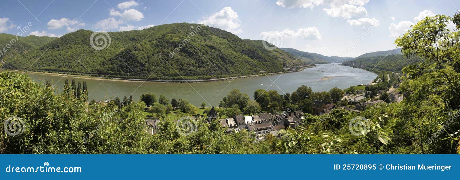 De Midden Vallei Van Rijn Dichtbij Bacharach Stock Afbeelding - Image ...