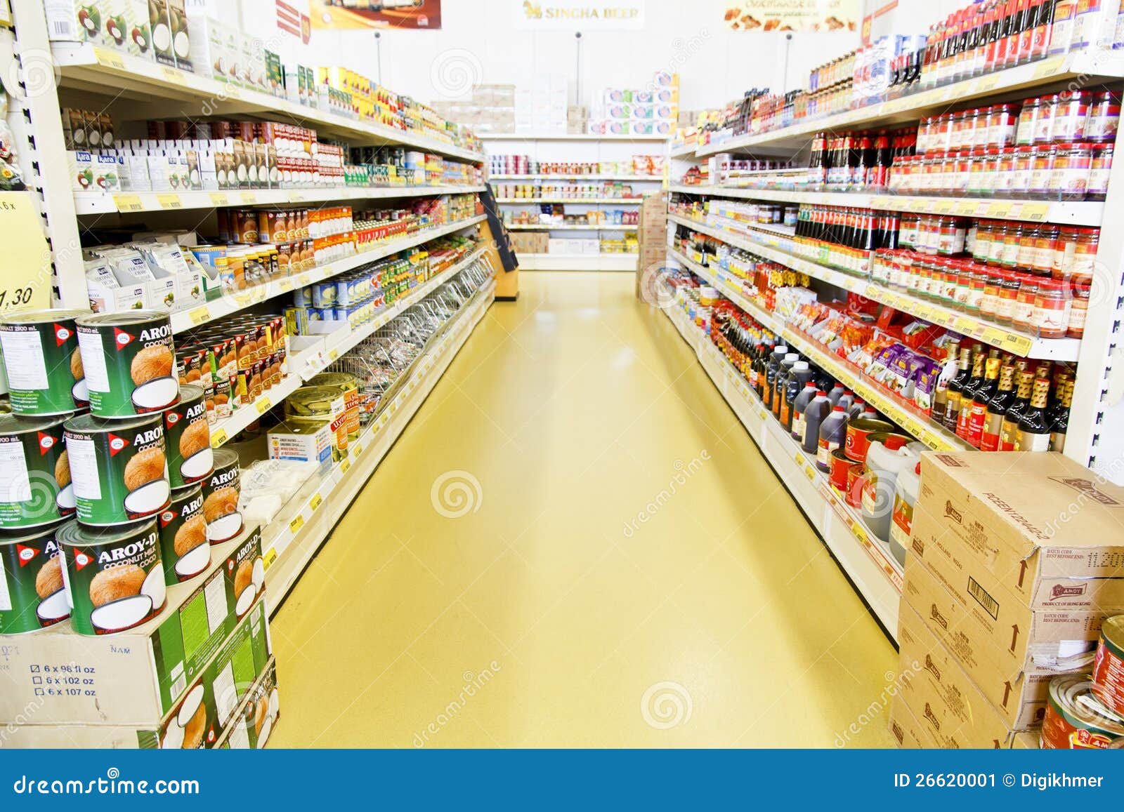 De Moderne Chinese Winkel Van De Kruidenierswinkel Redactionele Foto ...