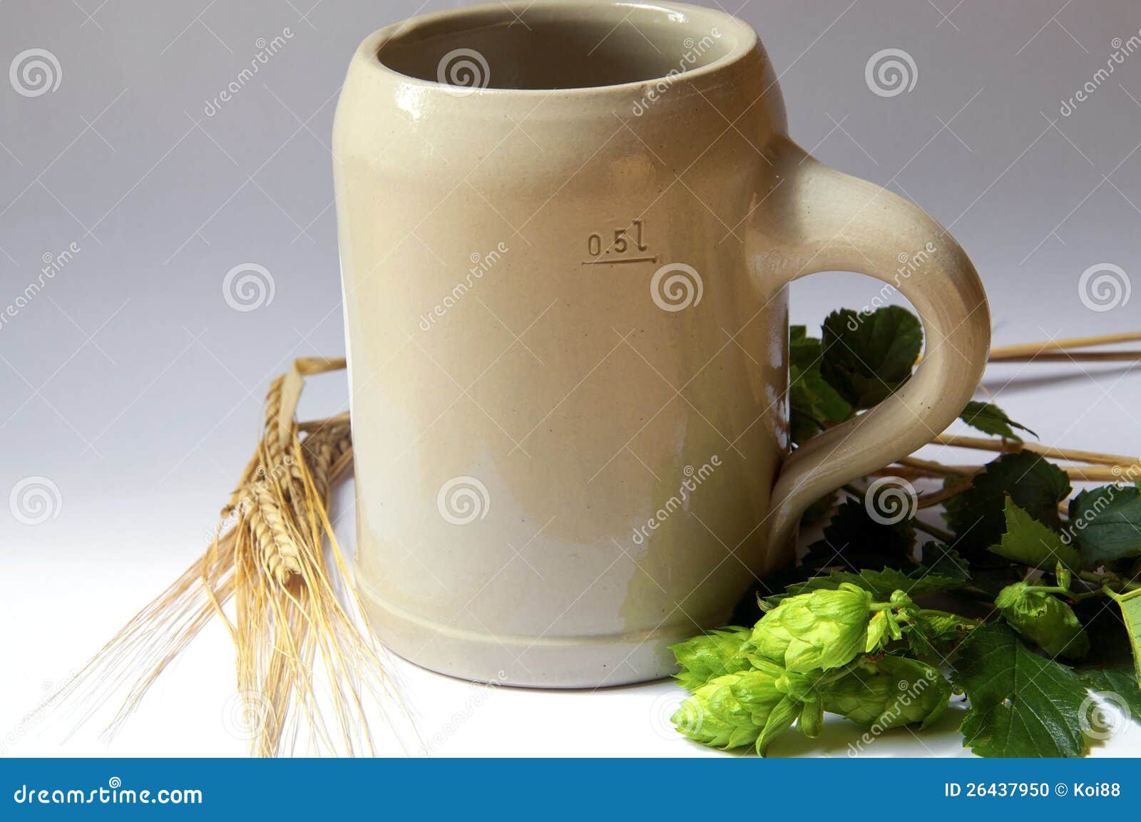 De Mok, De Hop En De Gerst Van Het Bier Stock Foto - Image of gerst ...
