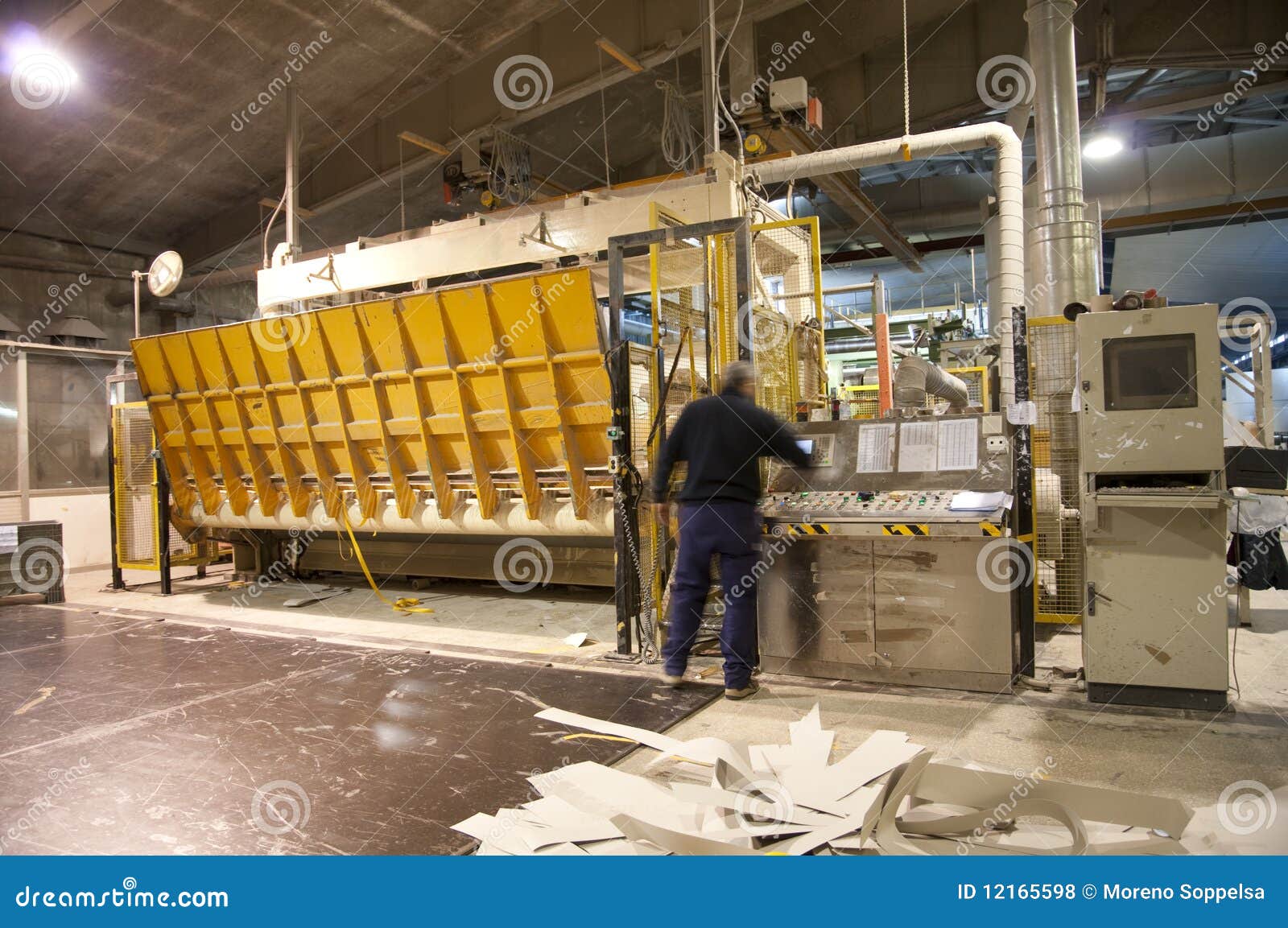 De Molen Van Het Papier En Van De Pulp Plant - Fourdrinier Machine ...
