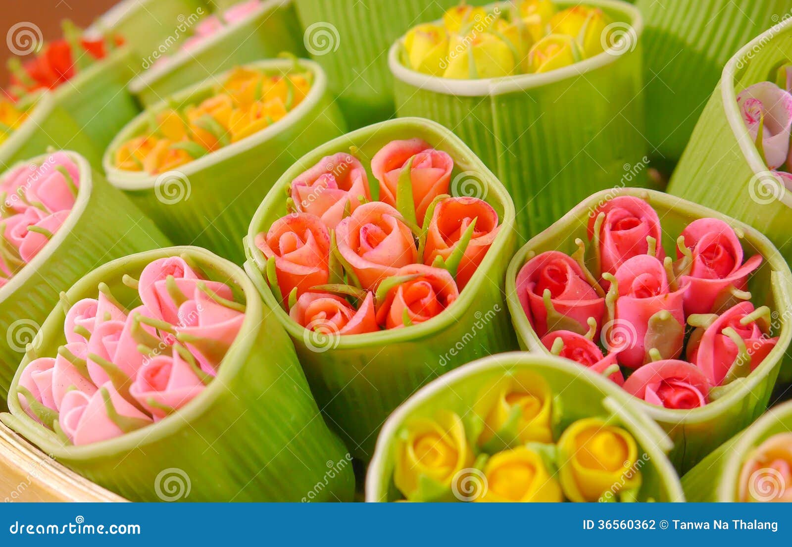 De moquerie fleurs roses photo stock. Image du décorez - 36560362