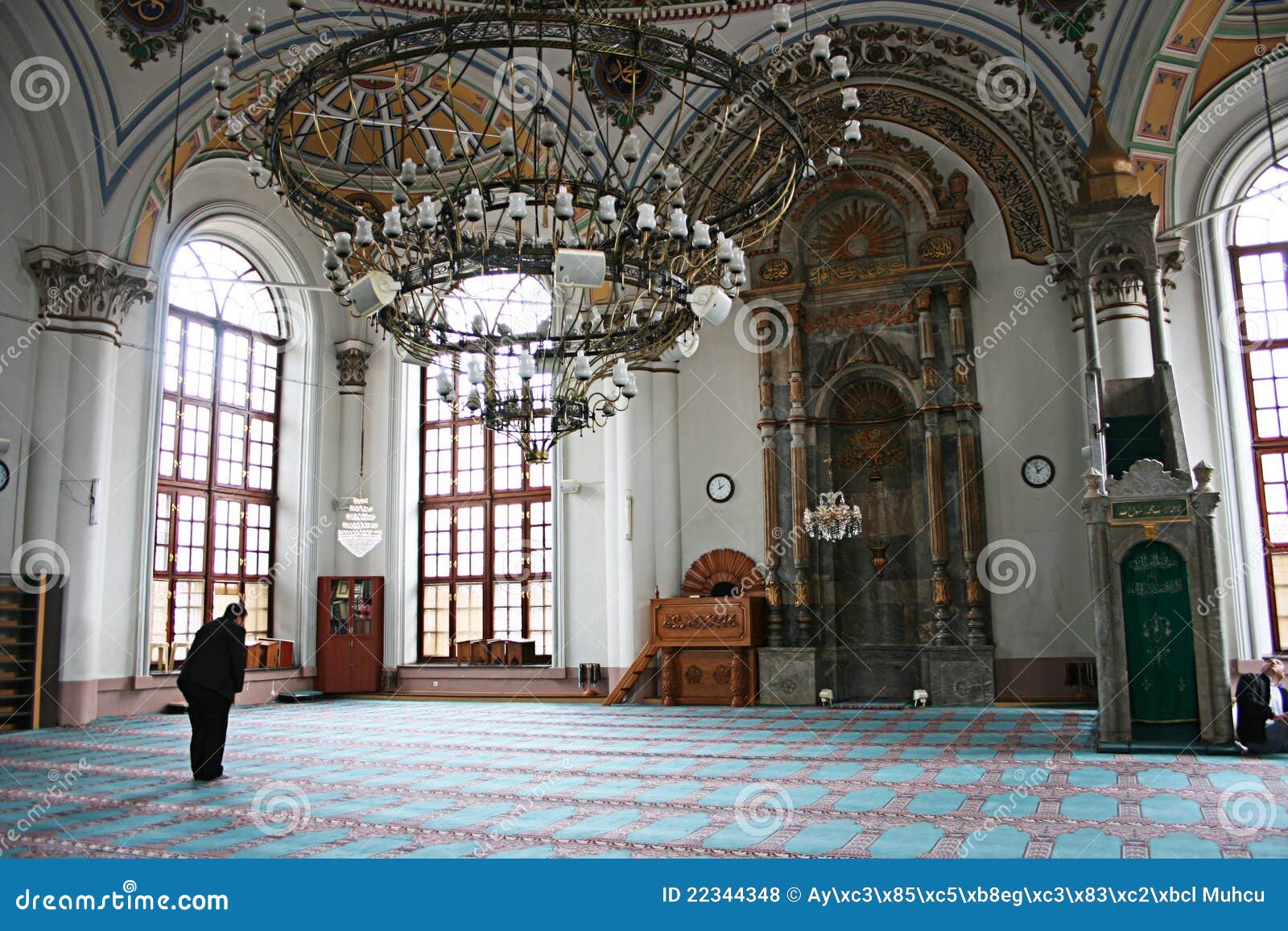 De Moskee Van Aziziye in Konya Stock Foto - Image of historisch, gang ...