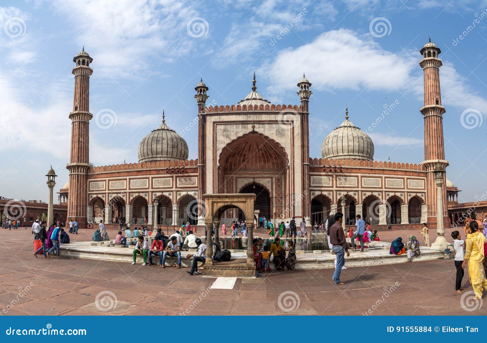 De Moskee Van Masjid Van Jama in Delhi Redactionele Stock Afbeelding ...