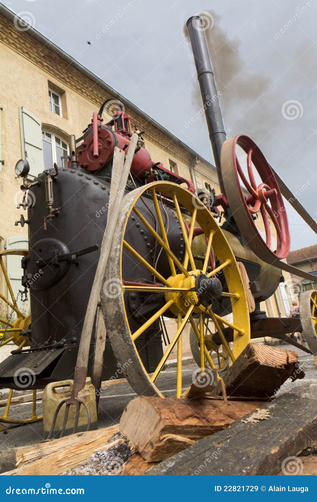 De motor van de stoom stock afbeelding. Image of motoren - 22821729