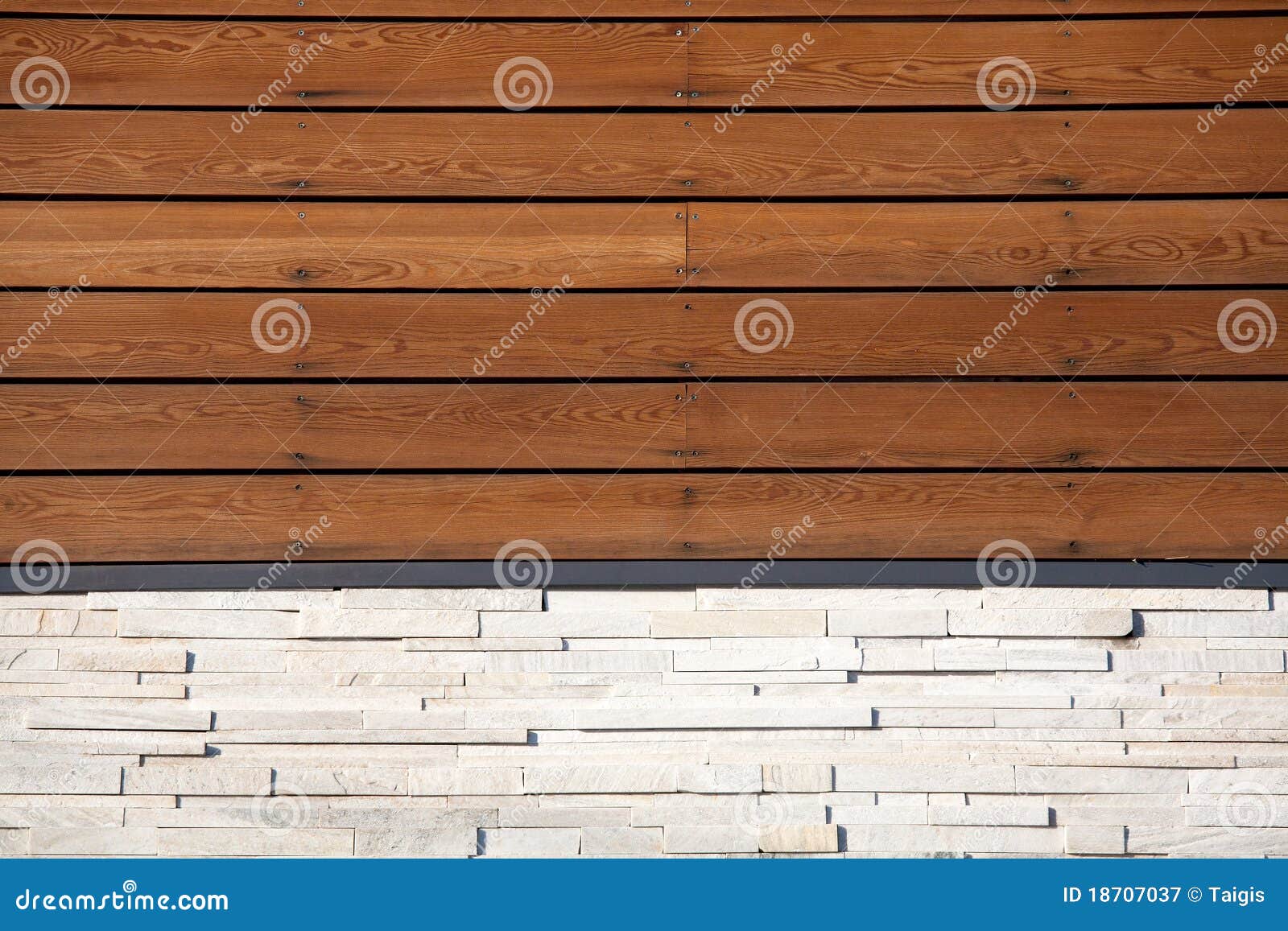 De Muur Van Het Hout En Van De Steen Stock Afbeelding - Image of cement ...