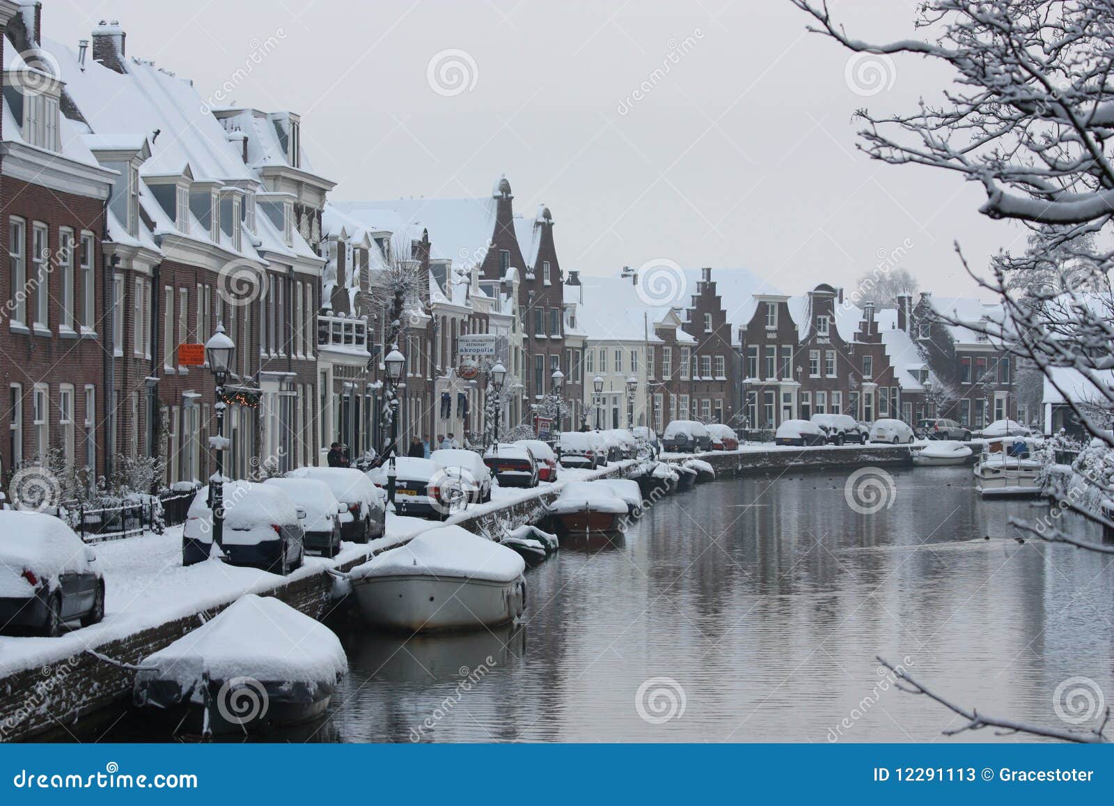 De Nederlandse Stad Van Snowcoverd Redactionele Stock Foto - Image of ...