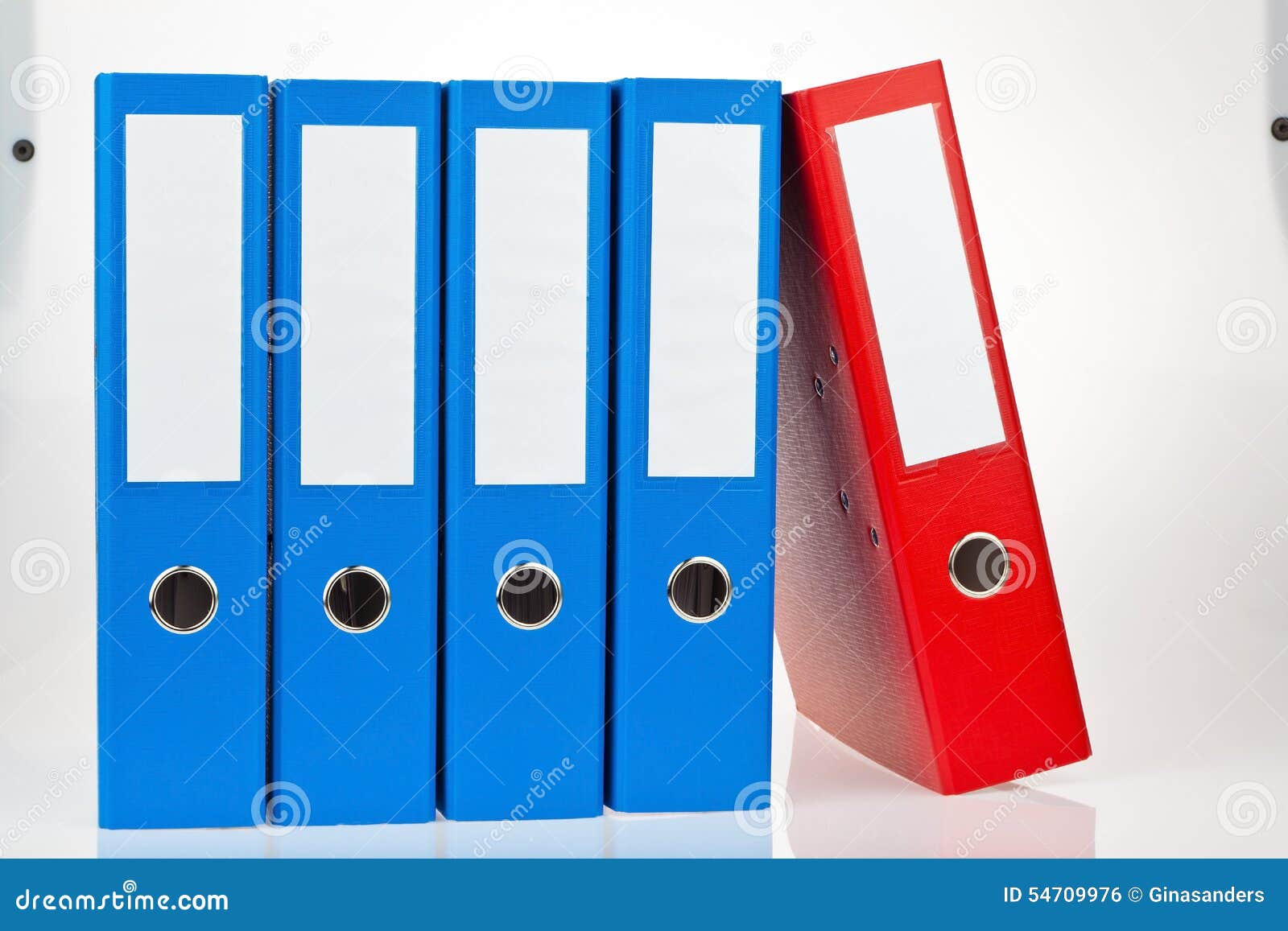 De Omslag Van Het Dossier Met Documenten En Documenten Stock Foto ...