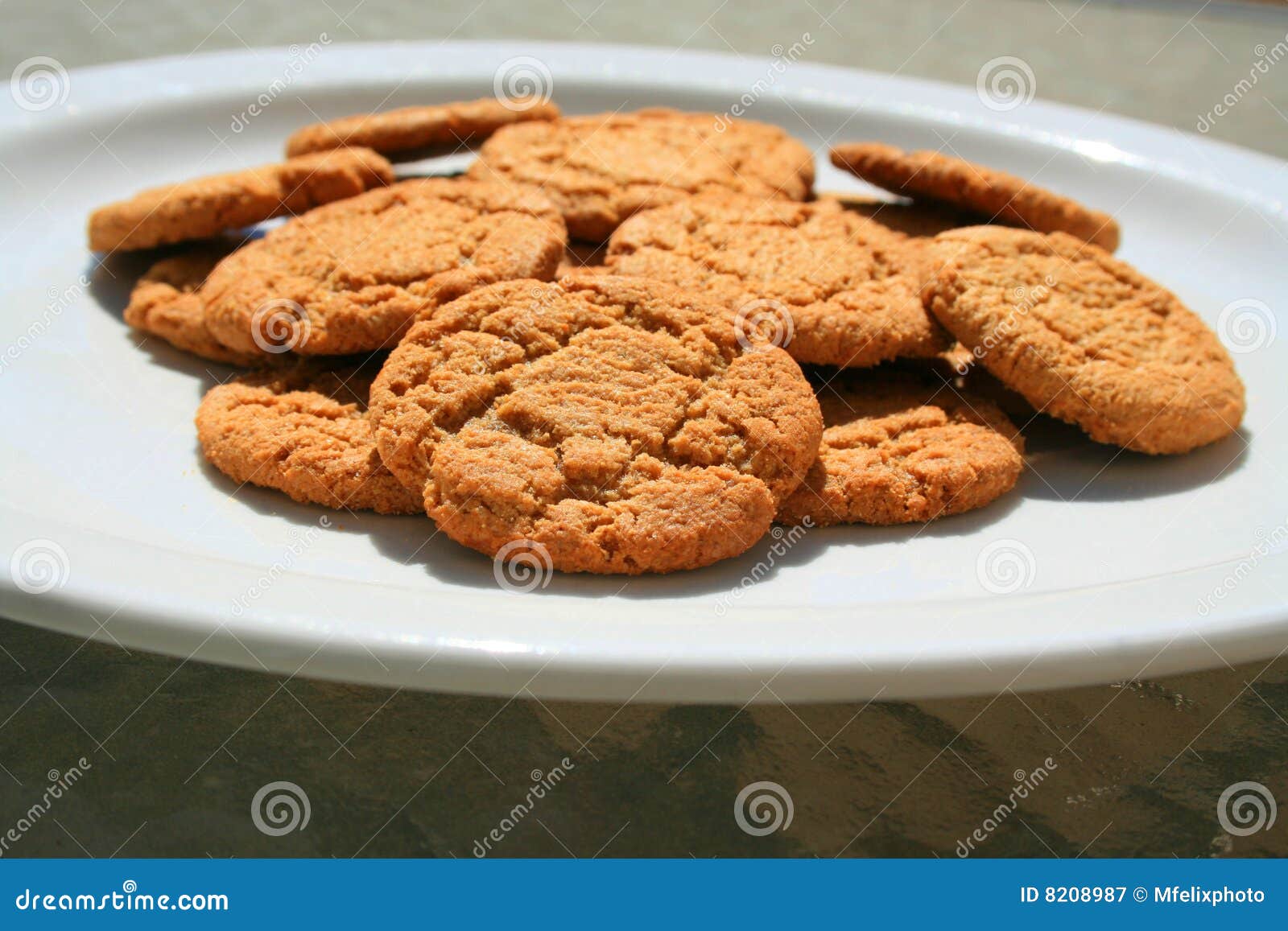 De Onverwachte Koekjes Van De Gember Stock Afbeelding - Image of plak ...
