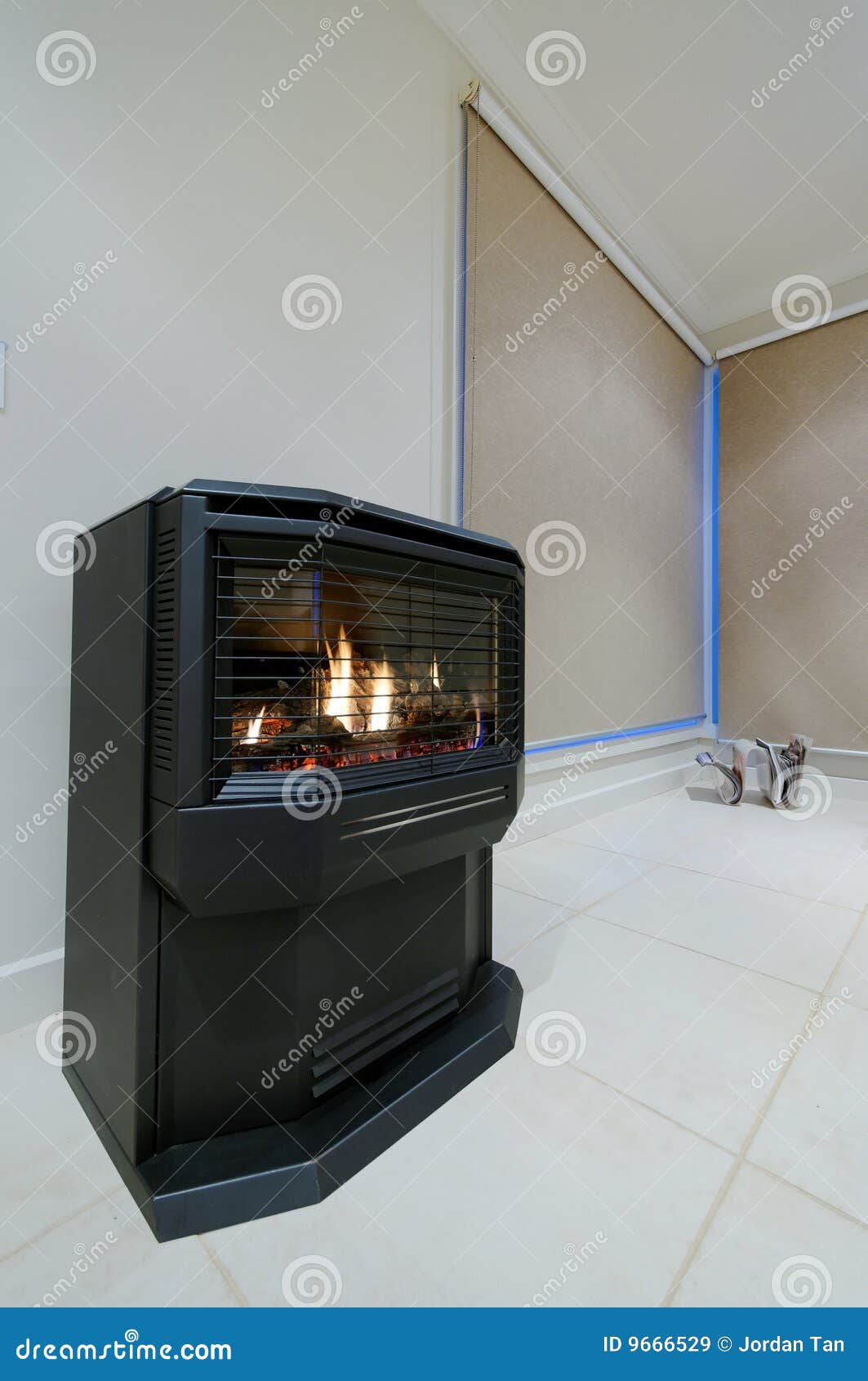 De open haard van het gas stock afbeelding. Image of woonplaats - 9666529