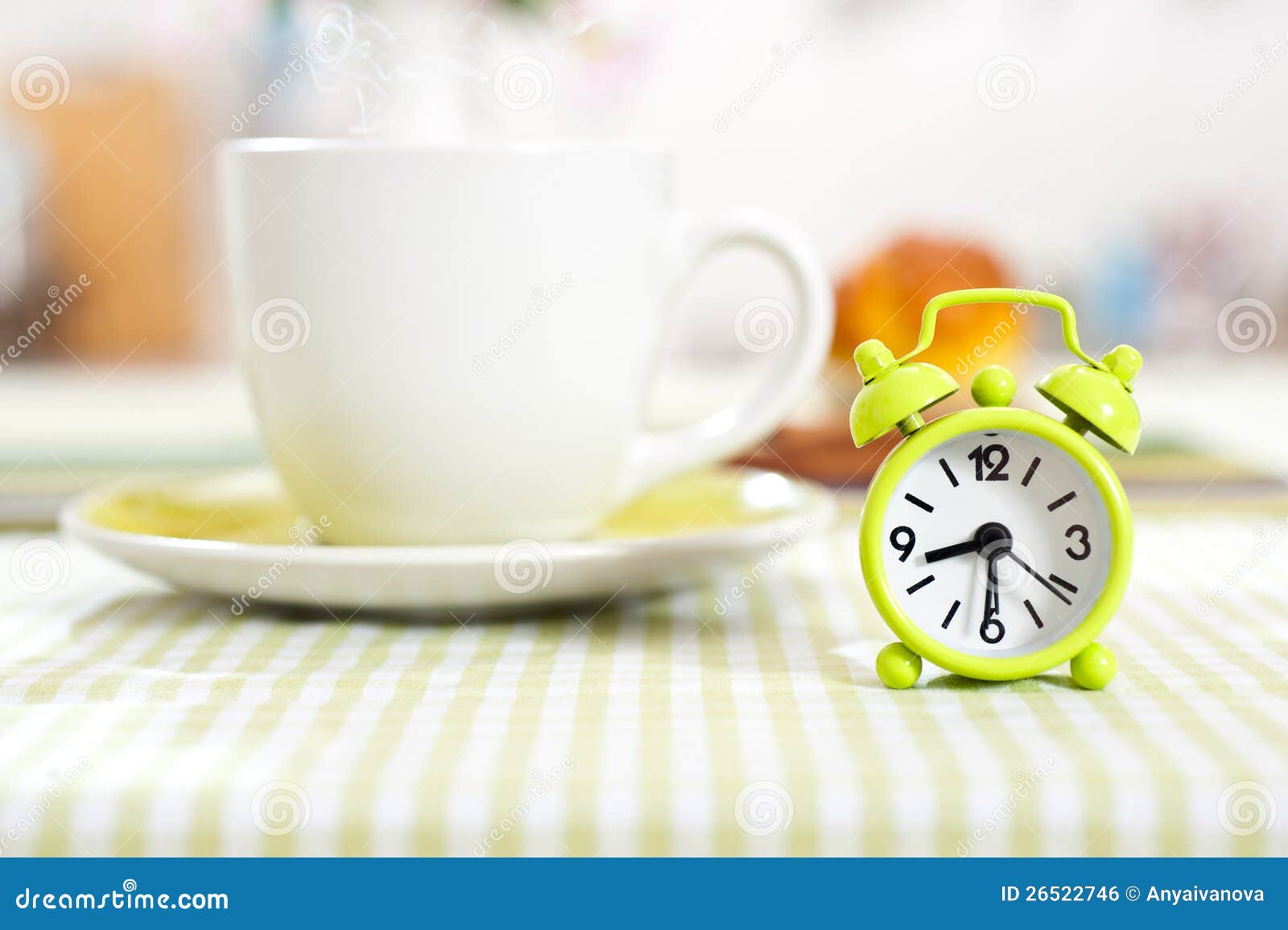 De Opstelling Van De Klok Op Half Voorbij Acht Stock Foto - Image of ...