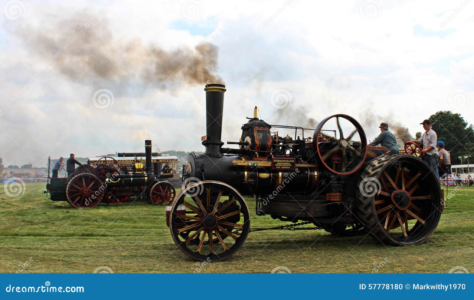 De oude Motor van de Stoom redactionele afbeelding. Image of wielen ...