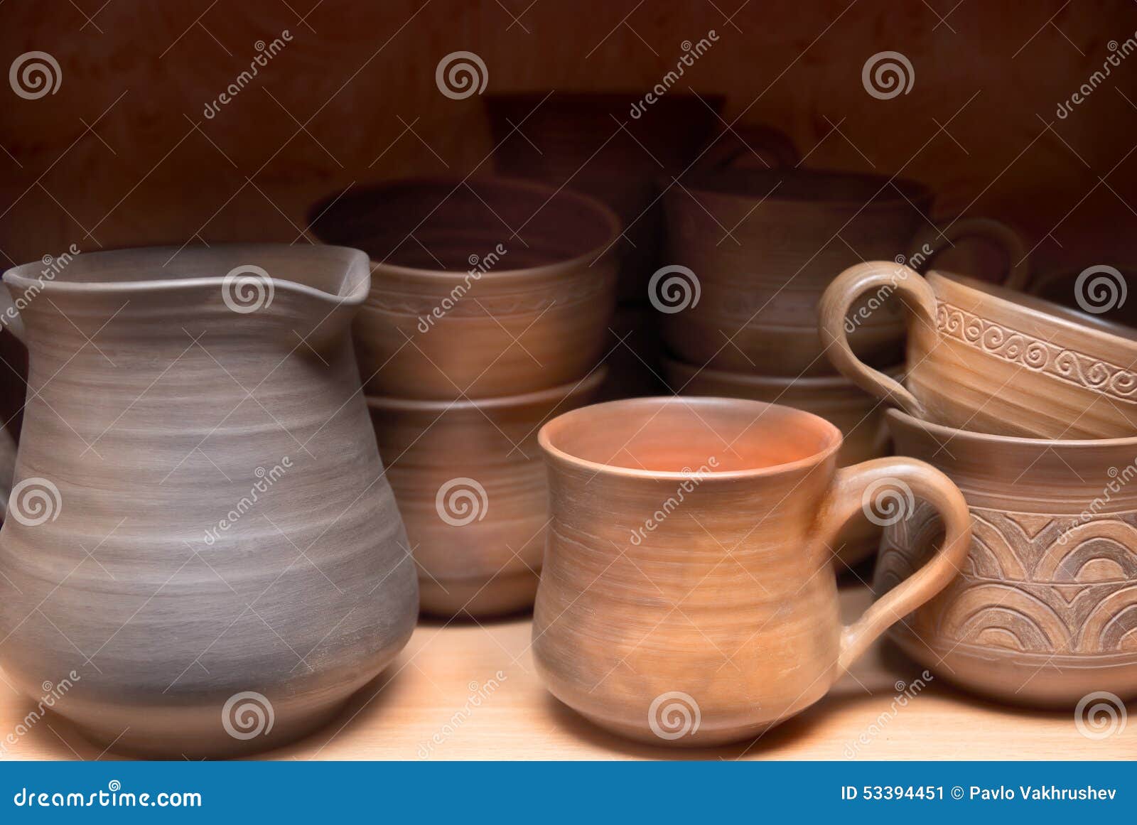 De oude Potten van de Klei stock afbeelding. Image of antiquiteit ...