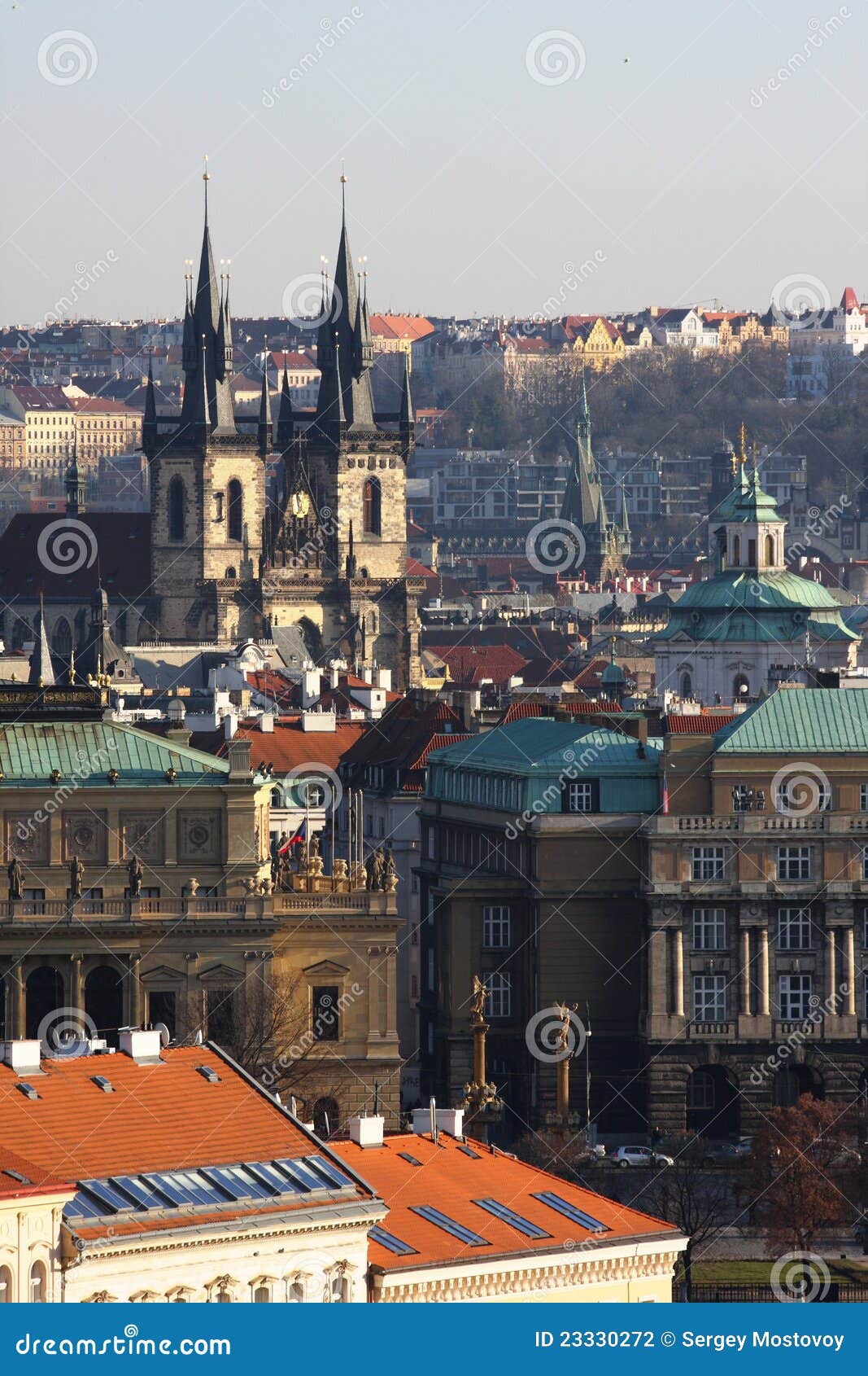 De oude stad van Praag stock foto. Image of architectuur - 23330272