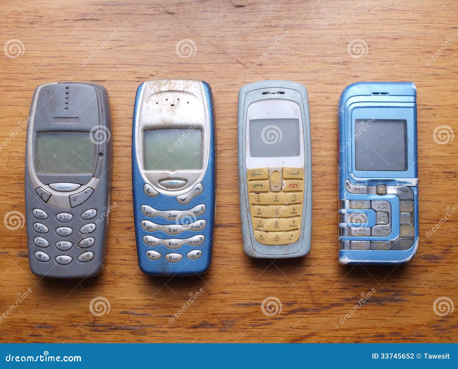 De Ouderwetse Telefoon Van De Stijlcel Stock Foto - Image of antenne ...