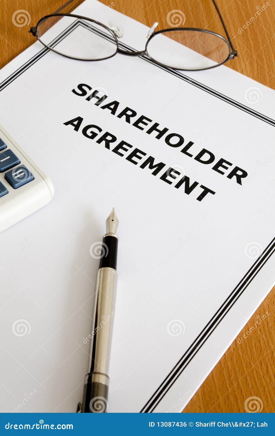 De Overeenkomst Van De Aandeelhouder Stock Foto - Image of document ...