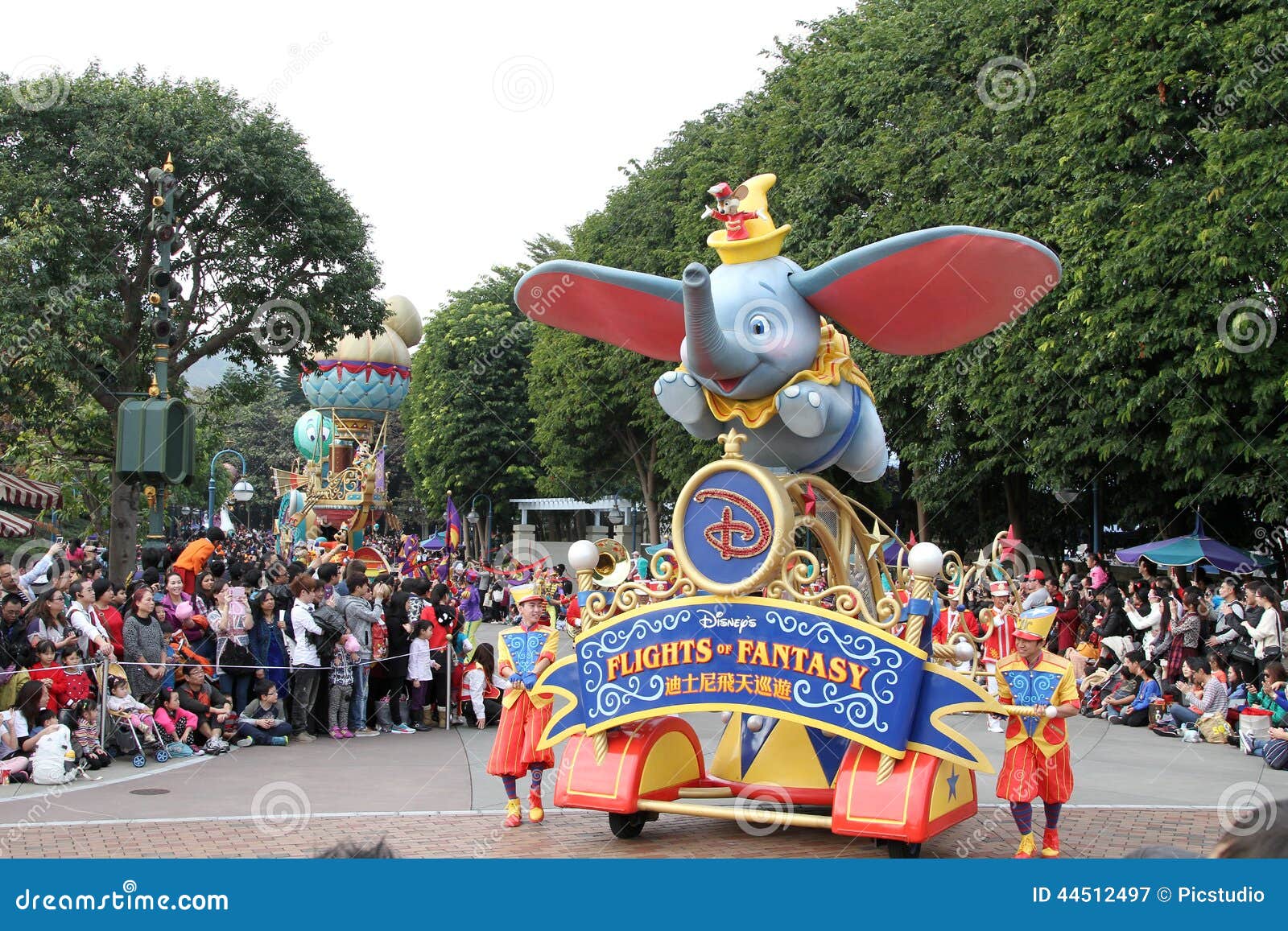 De Parade van Disney redactionele fotografie. Image of optocht - 44512497