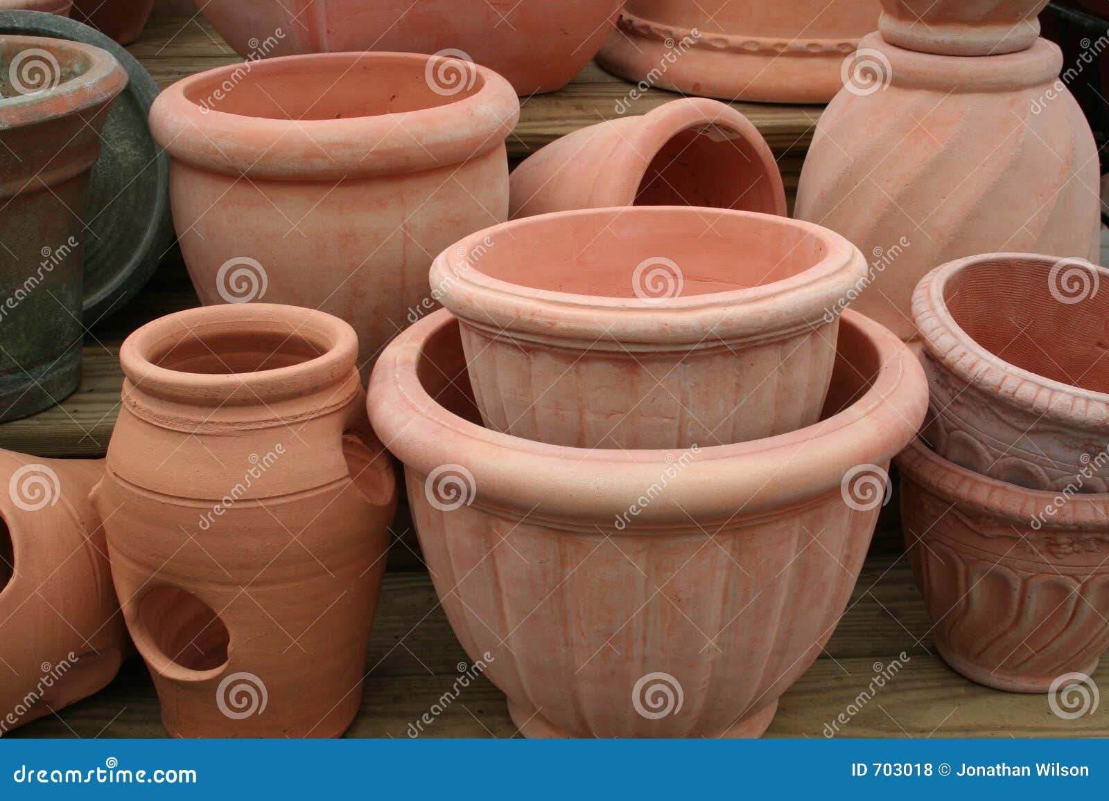 De Potten Van Het Terracotta Stock Foto - Image of keramiek, huis: 703018