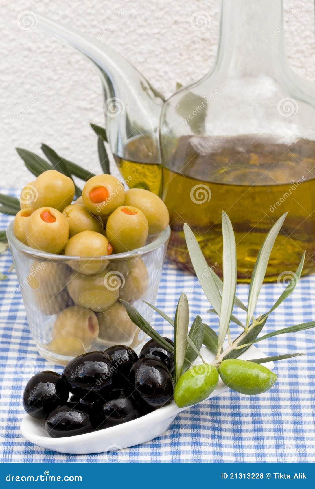 De producten van de olijf stock foto. Image of industrie - 21313228